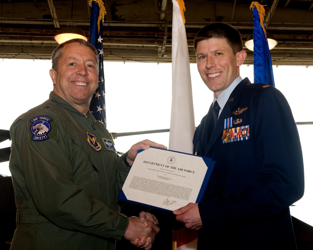 Jolly Green pilots receive Distinguished Flying Crosses, AF award