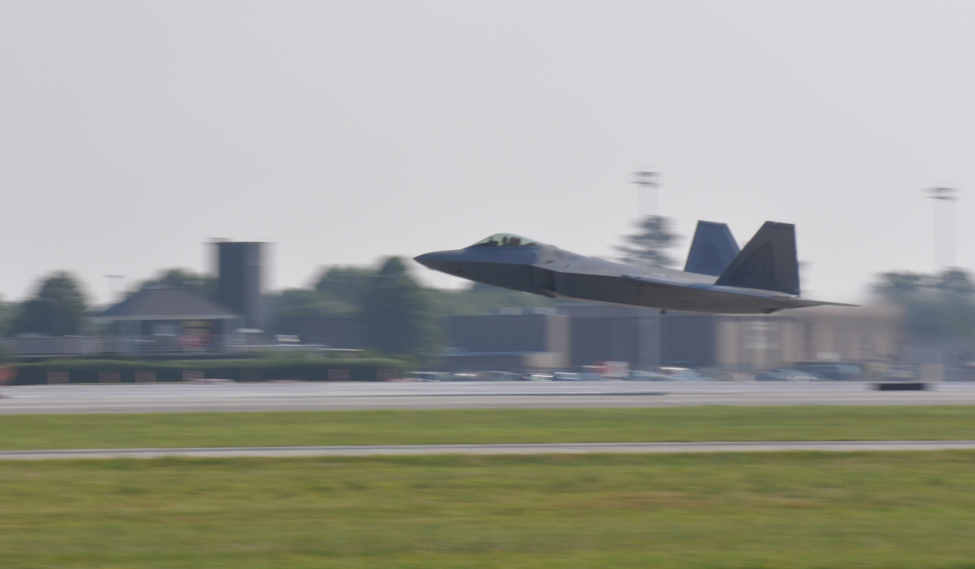 Last Raptor reports for duty > Air Force Reserve Command > News