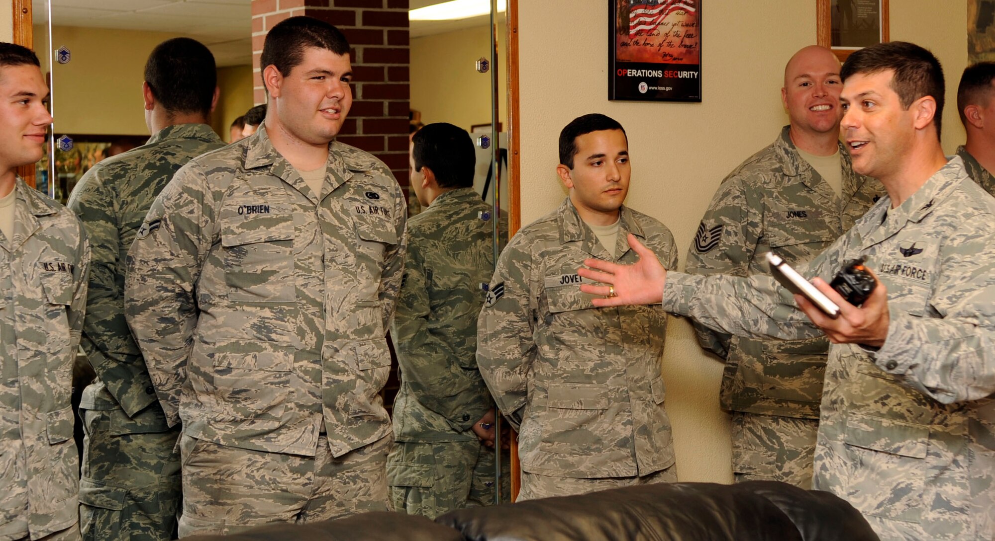 Col. Gebara visits Fuels Airmen > Barksdale Air Force Base > Display