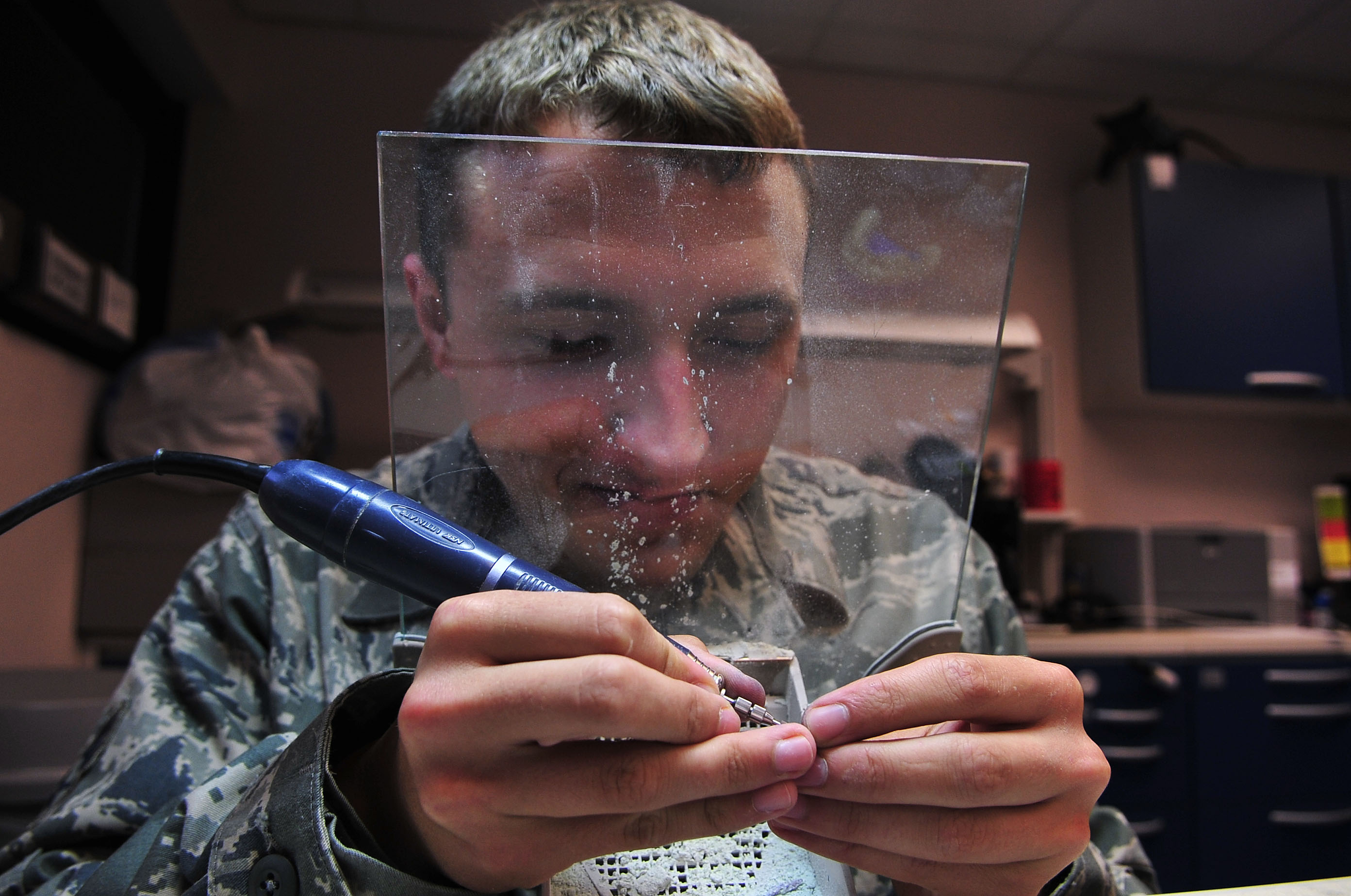 Shaw dental techs: Making the mold > Shaw Air Force Base > Article Display
