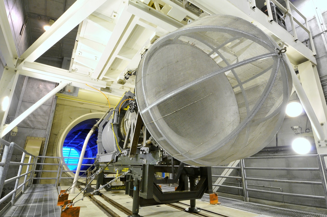 AEDC's Air Force Analysis branch supports TF34 engine test