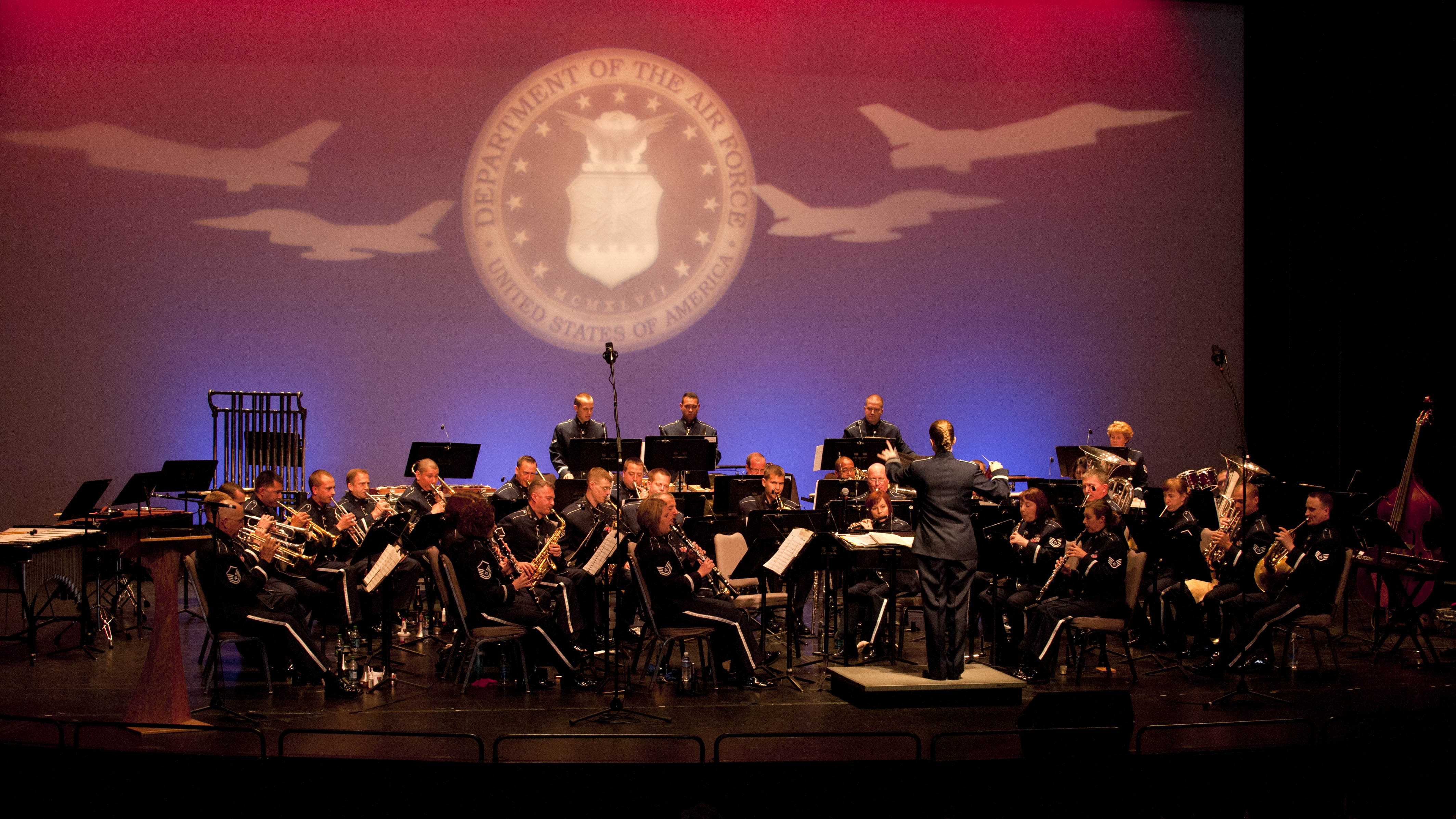 USAF Band of the Golden West performs for Armed Forces Day > Travis Air ...
