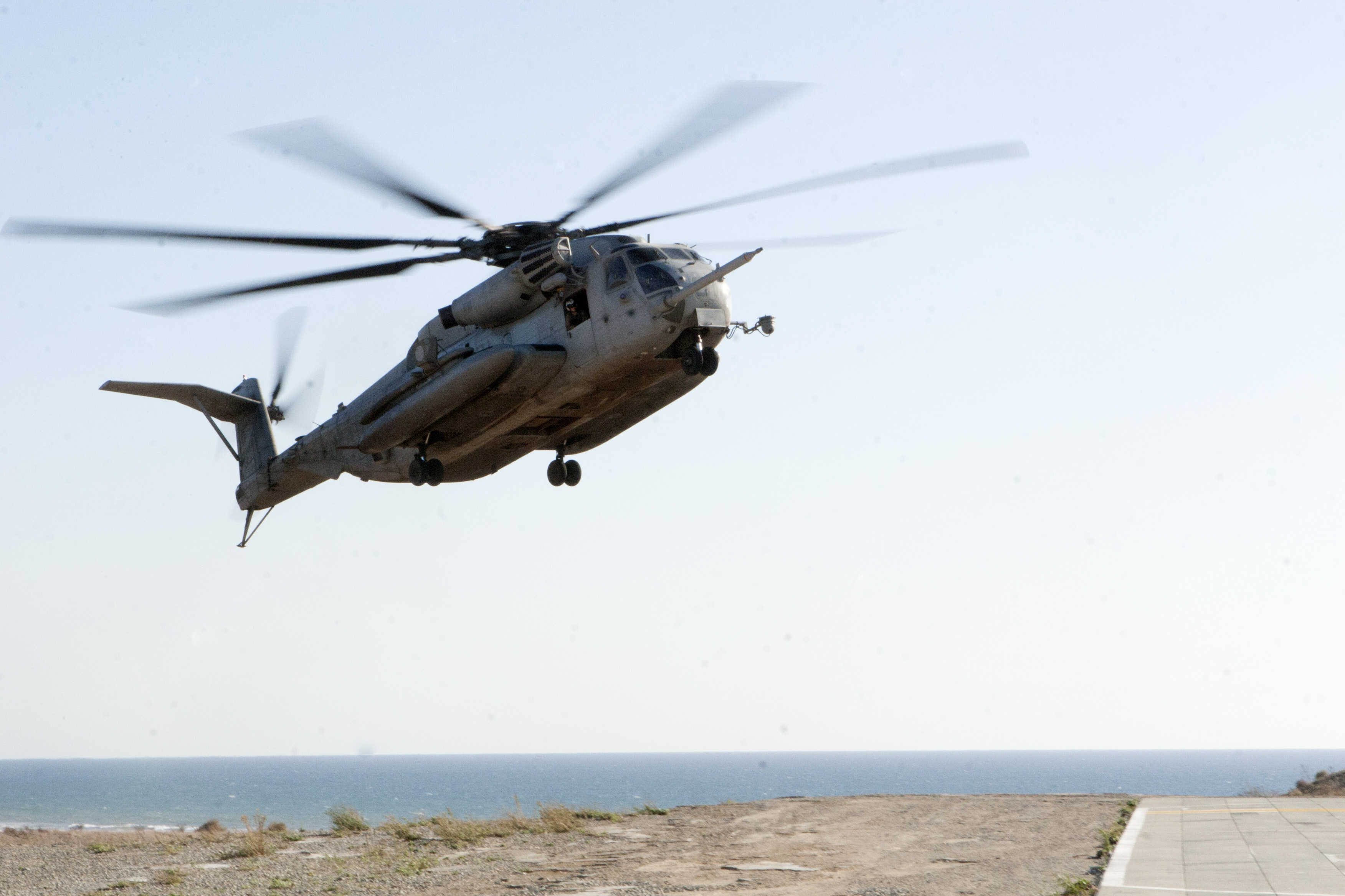 Landing every flight: HMH-462 CAL training