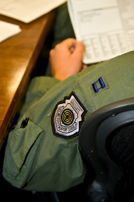 14 WPS teaches future leaders > Hurlburt Field > Display