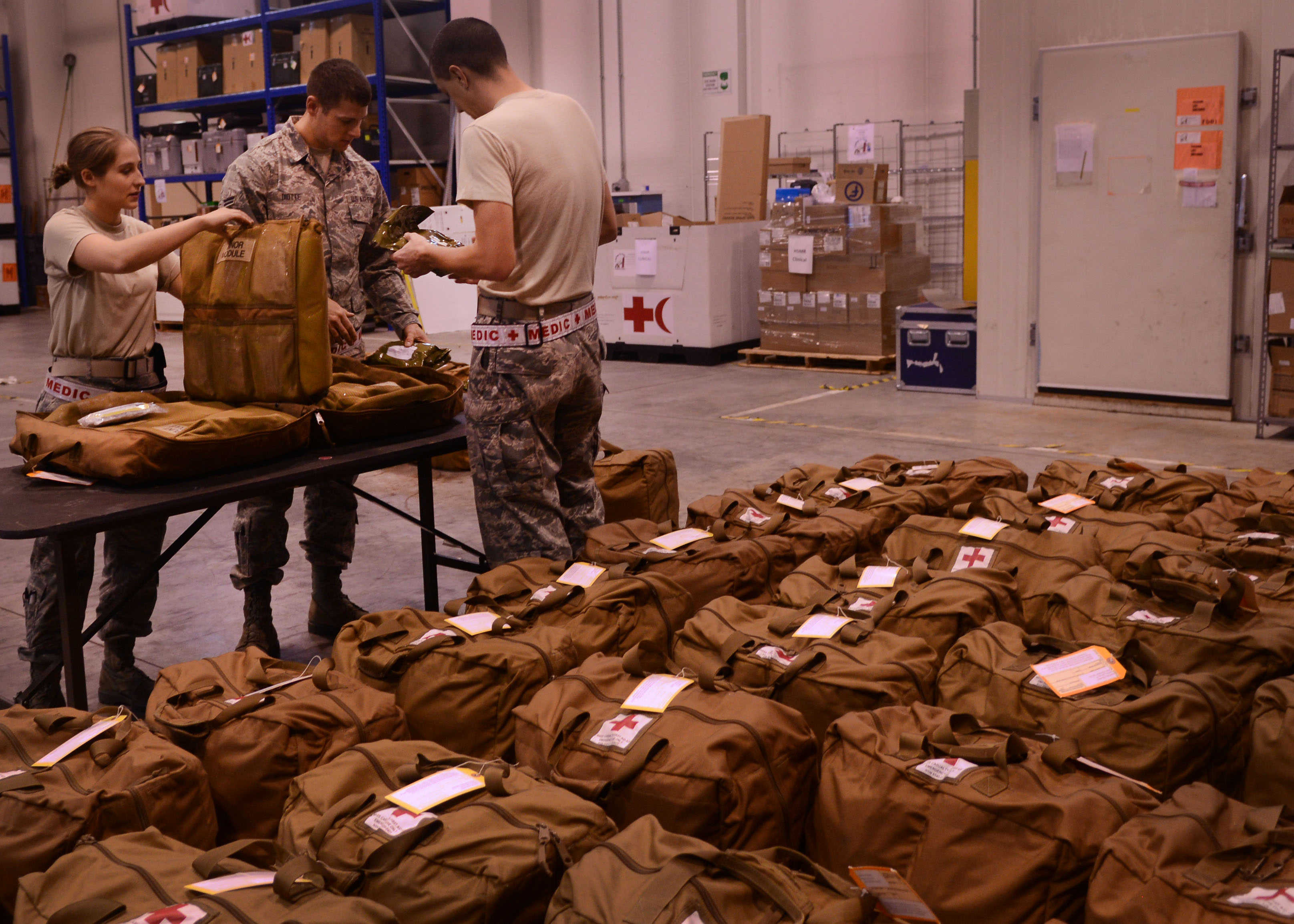 31st MDSS inspect first aid kits > Aviano Air Base > Display
