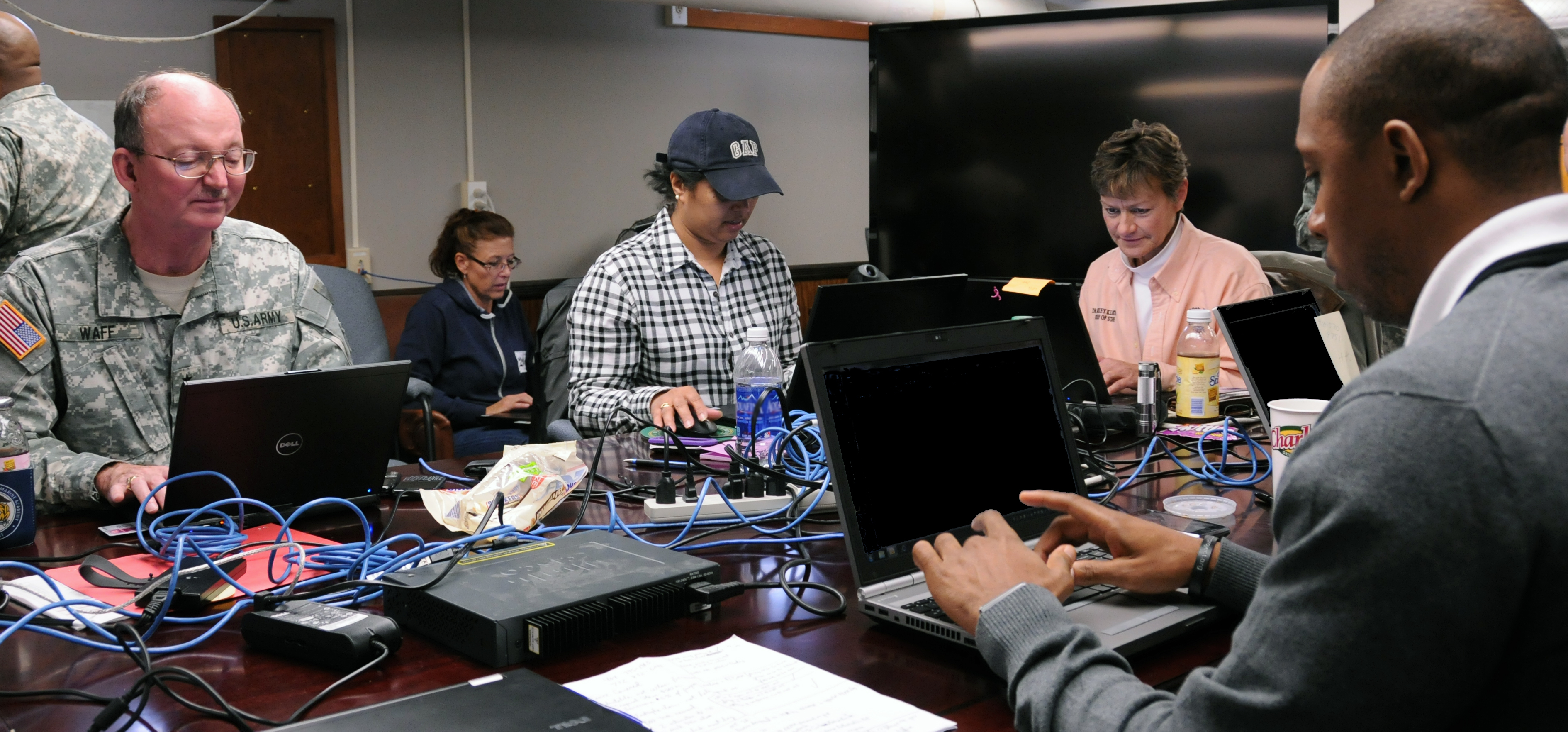 Army Reserve facilities bolster efforts to combat Hurricane Sandy