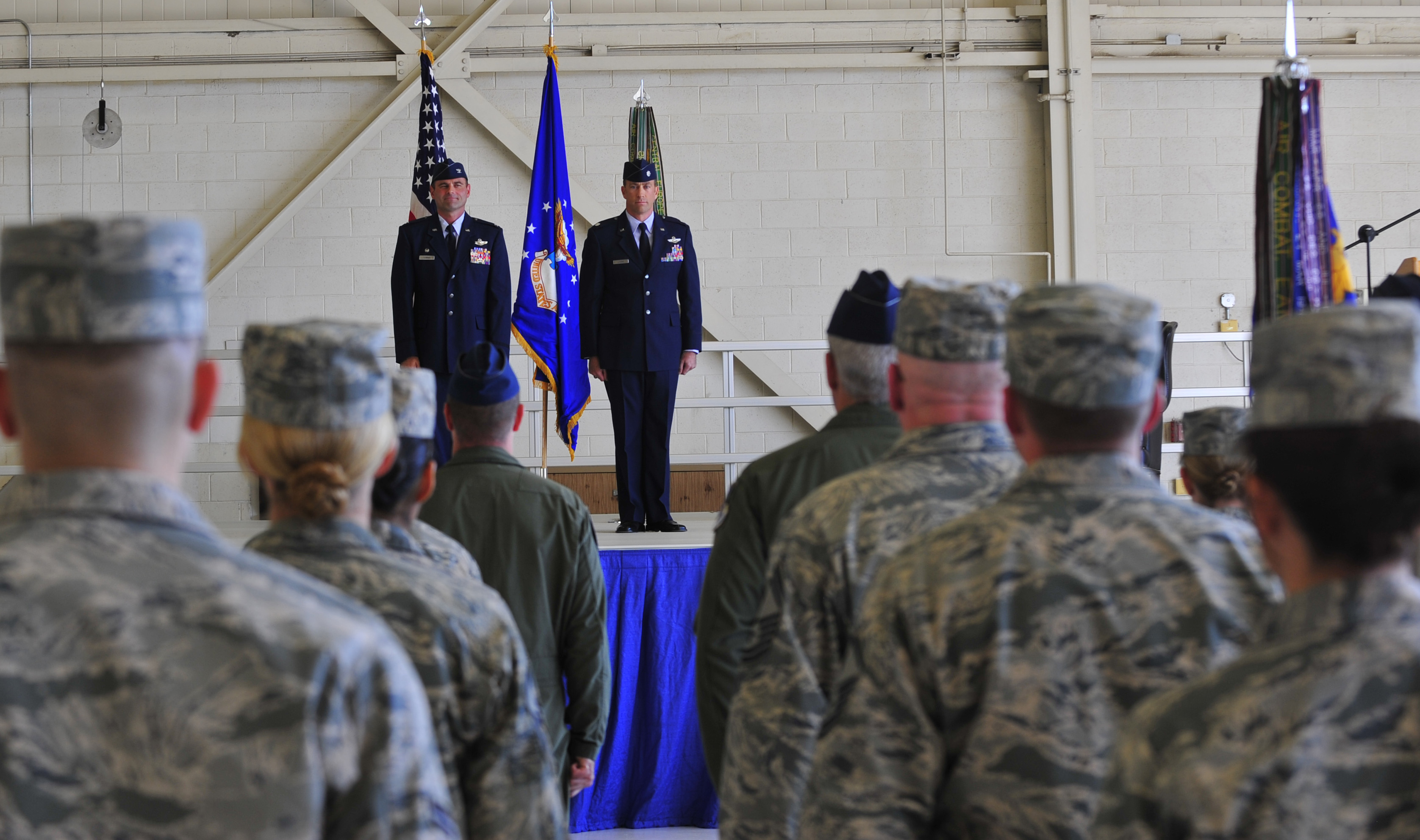 301st FS salutes new commander > 301st Fighter Wing > Article Display