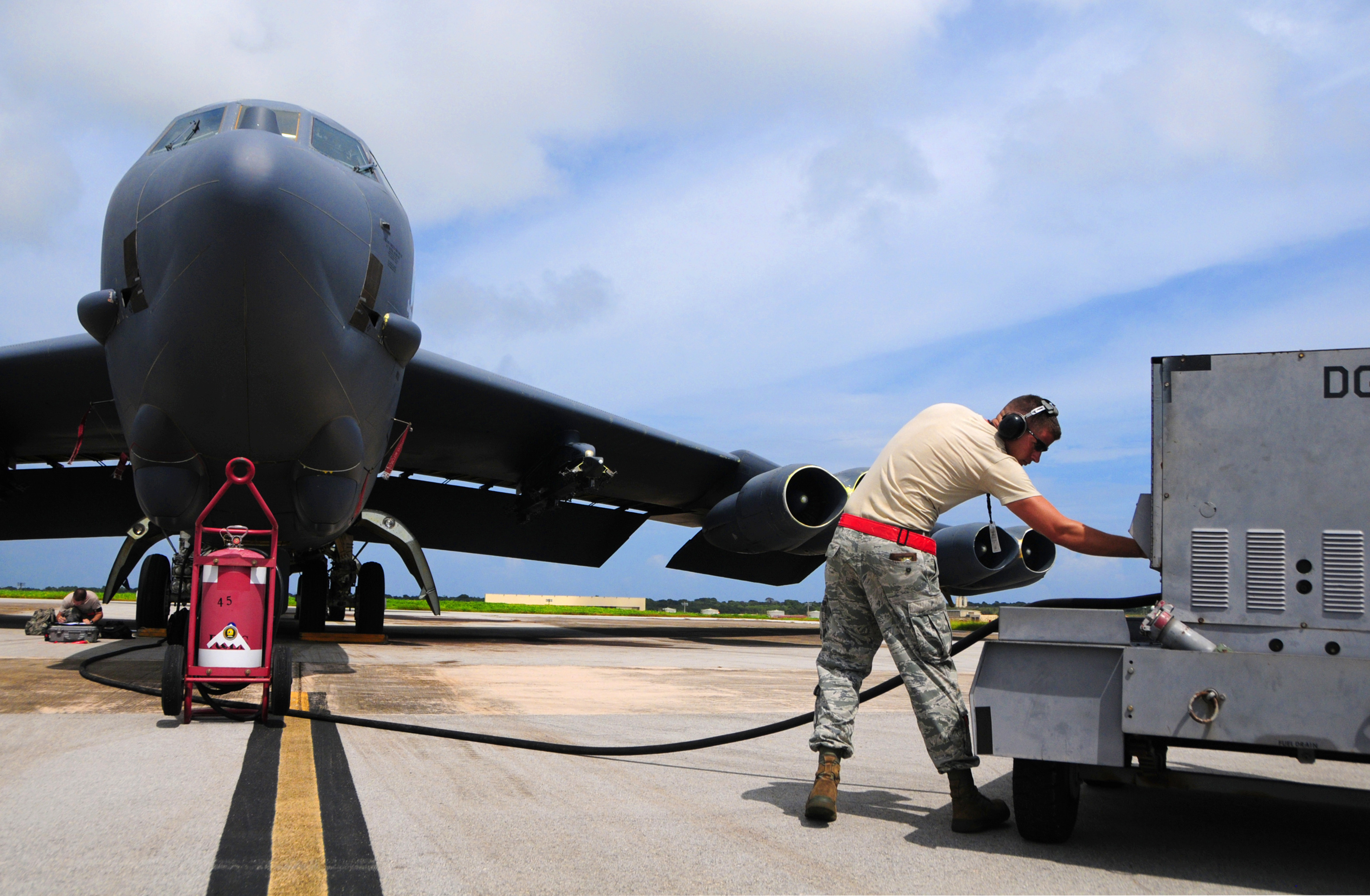 Barksdale Airmen join 36th EAMXS > Andersen Air Force Base > Article ...