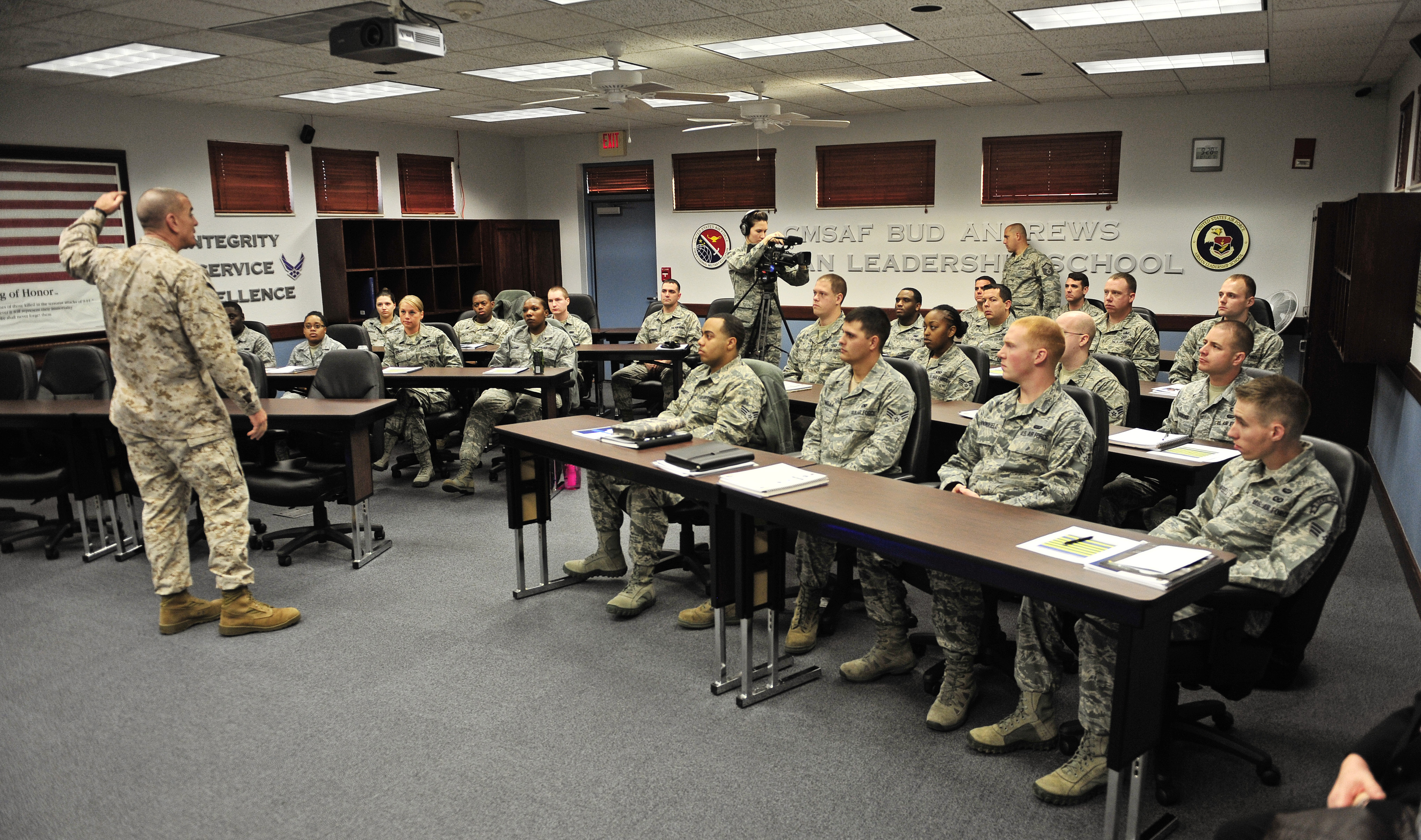 SEAC brings inspiration to Scott AFB > Scott Air Force Base > News