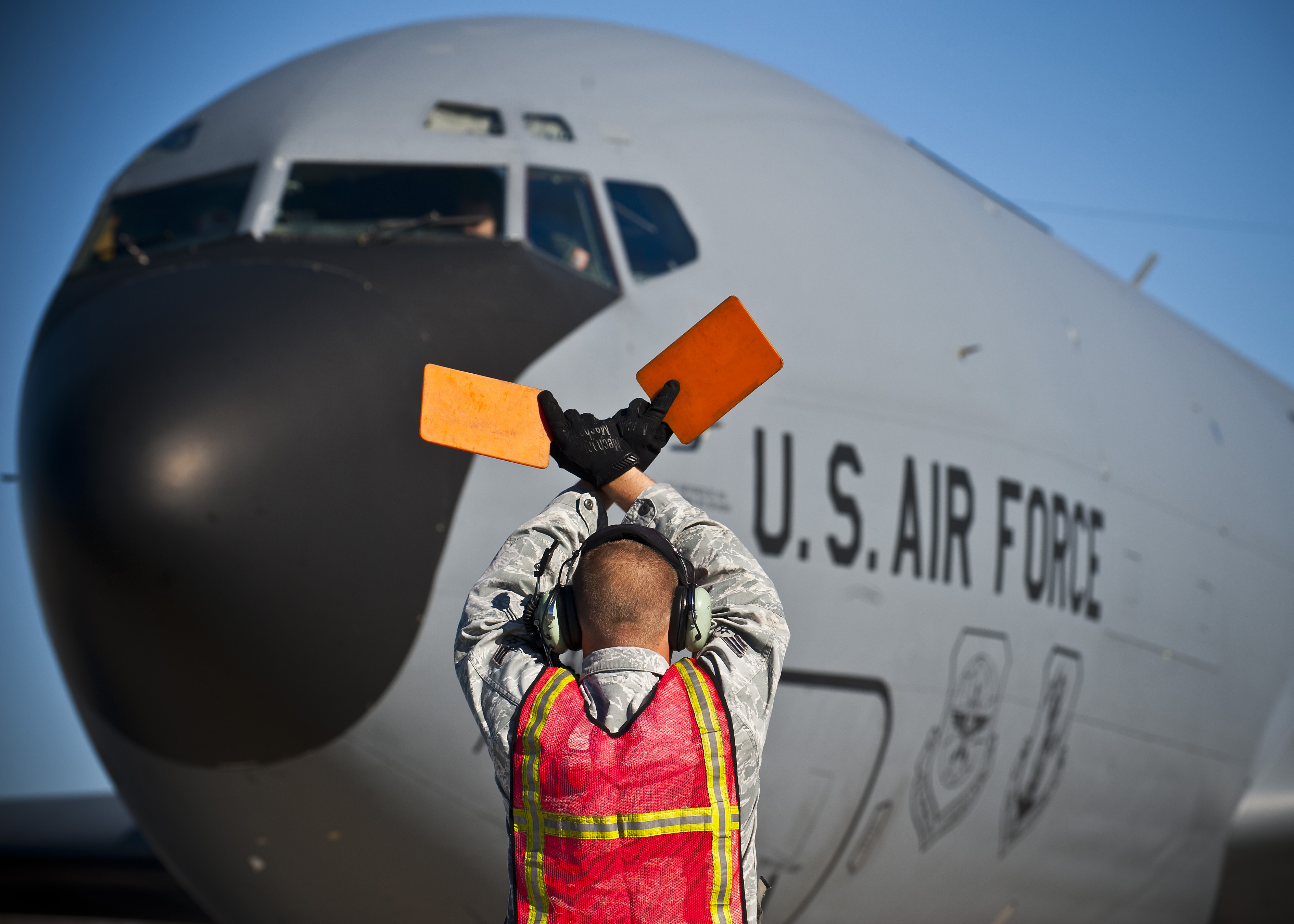 Crew Chiefs Keep Transit Center Fleet Flying > U.S. Air Forces Central ...