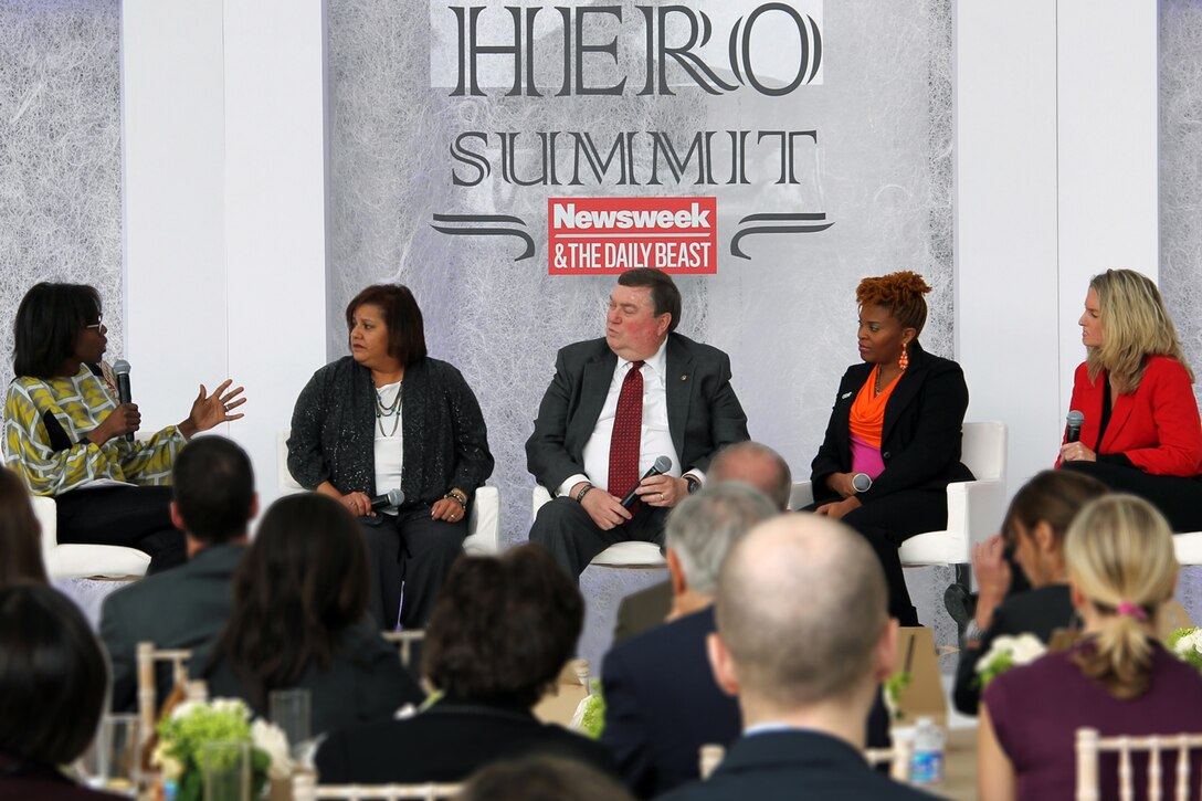 ABC News correspondent Deborah Roberts addresses the Hero Summit 2012 ...