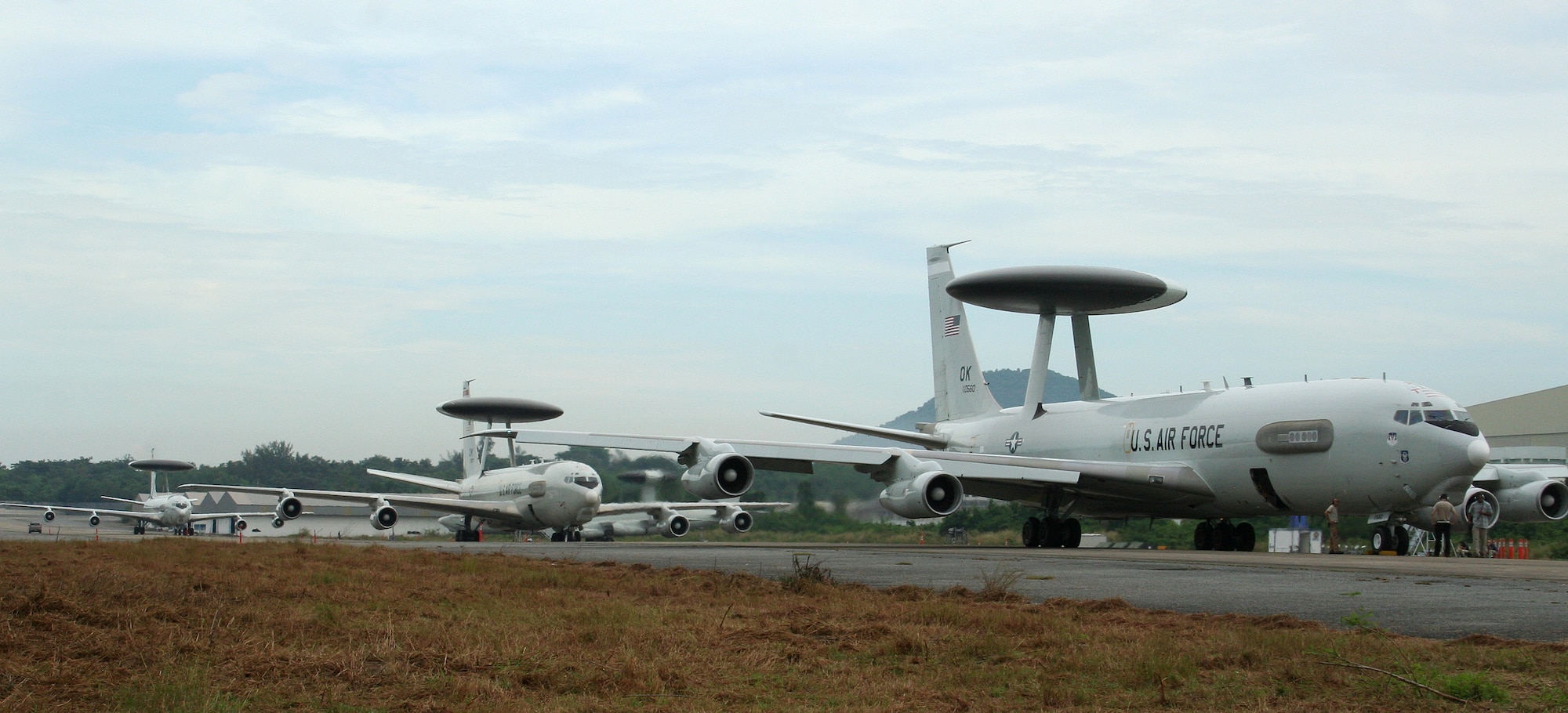 Kadena, Tinker units team up for presidential support > Kadena Air Base ...