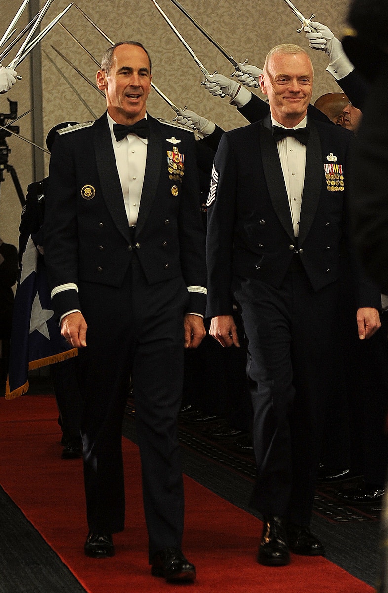 General Johns Order of the Sword induction > Scott Air Force Base ...