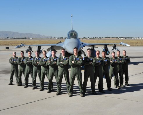 Fighting ducks graduate 14 pilots > Luke Air Force Base > Article Display