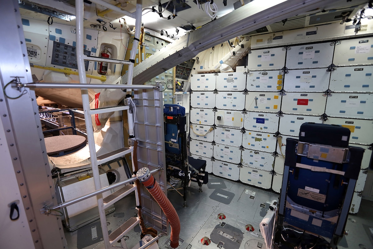 Space Shuttle Crew Compartment Trainer > National Museum of the United ...