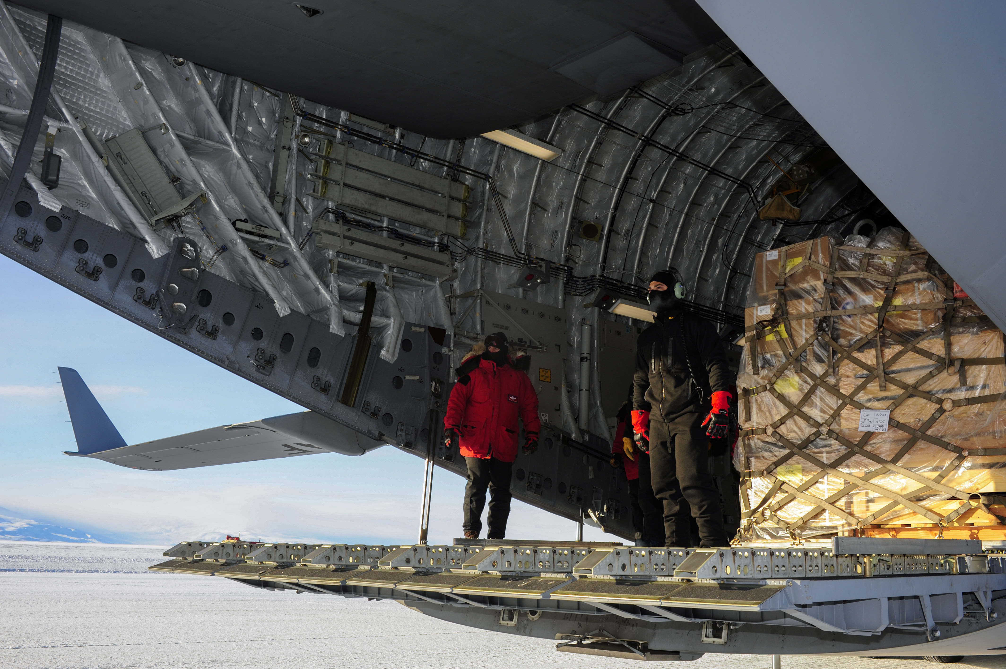 Team McChord begins Operation Deep Freeze missions > Air Force Reserve ...