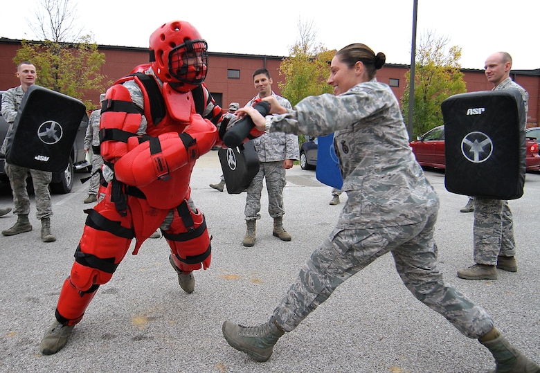 Scott Security Airmen take on redman training > Air Force Reserve ...