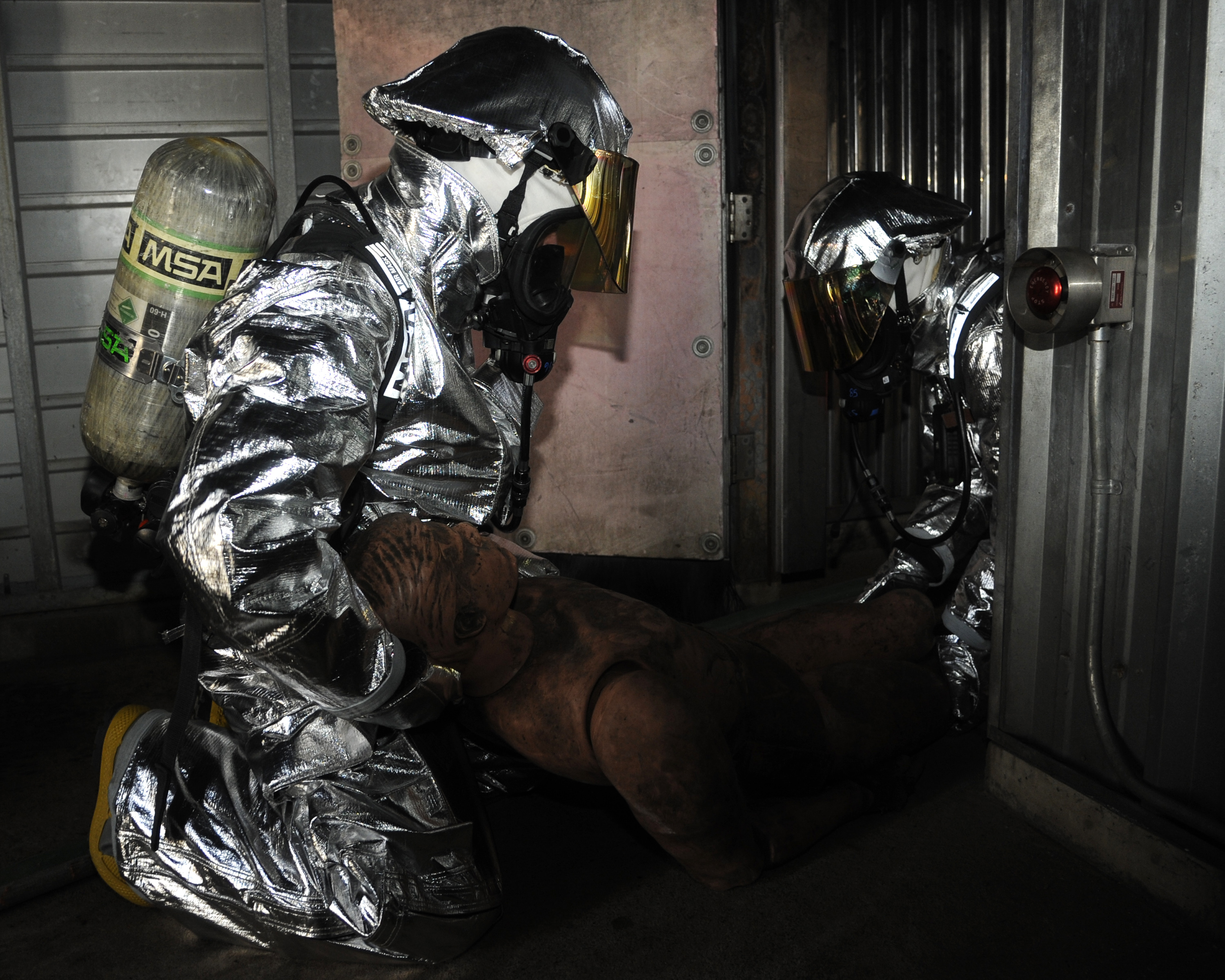 Wolf pack leadership receives firefighter training