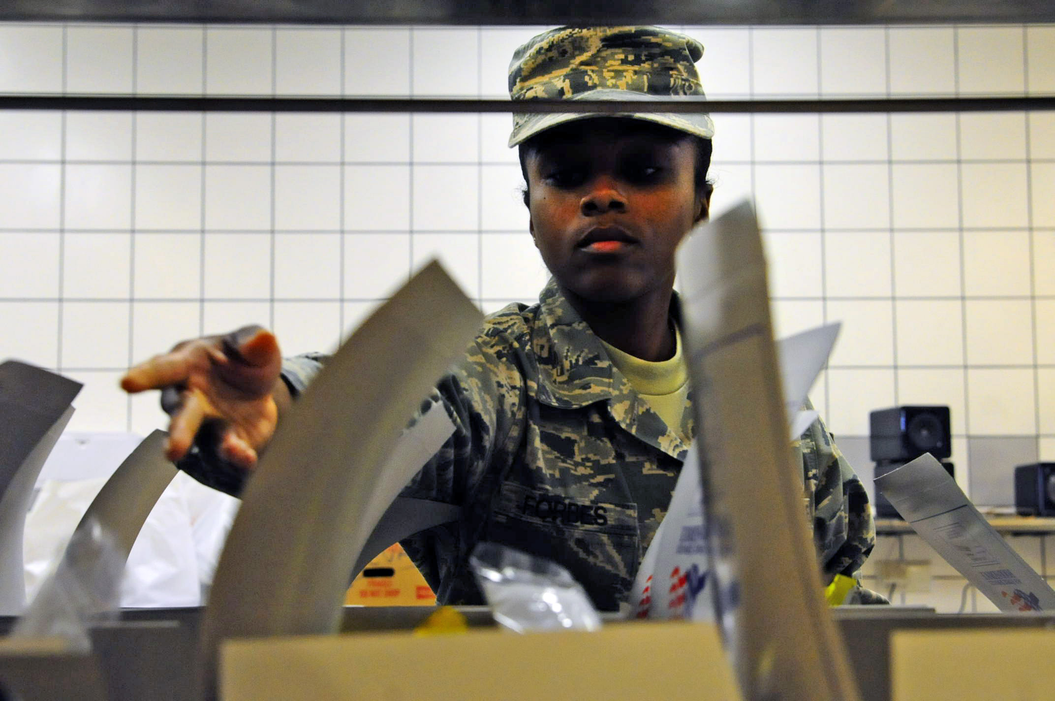 Jawbone Flight Kitchen: More than making sandwiches > U.S. Air Forces ...