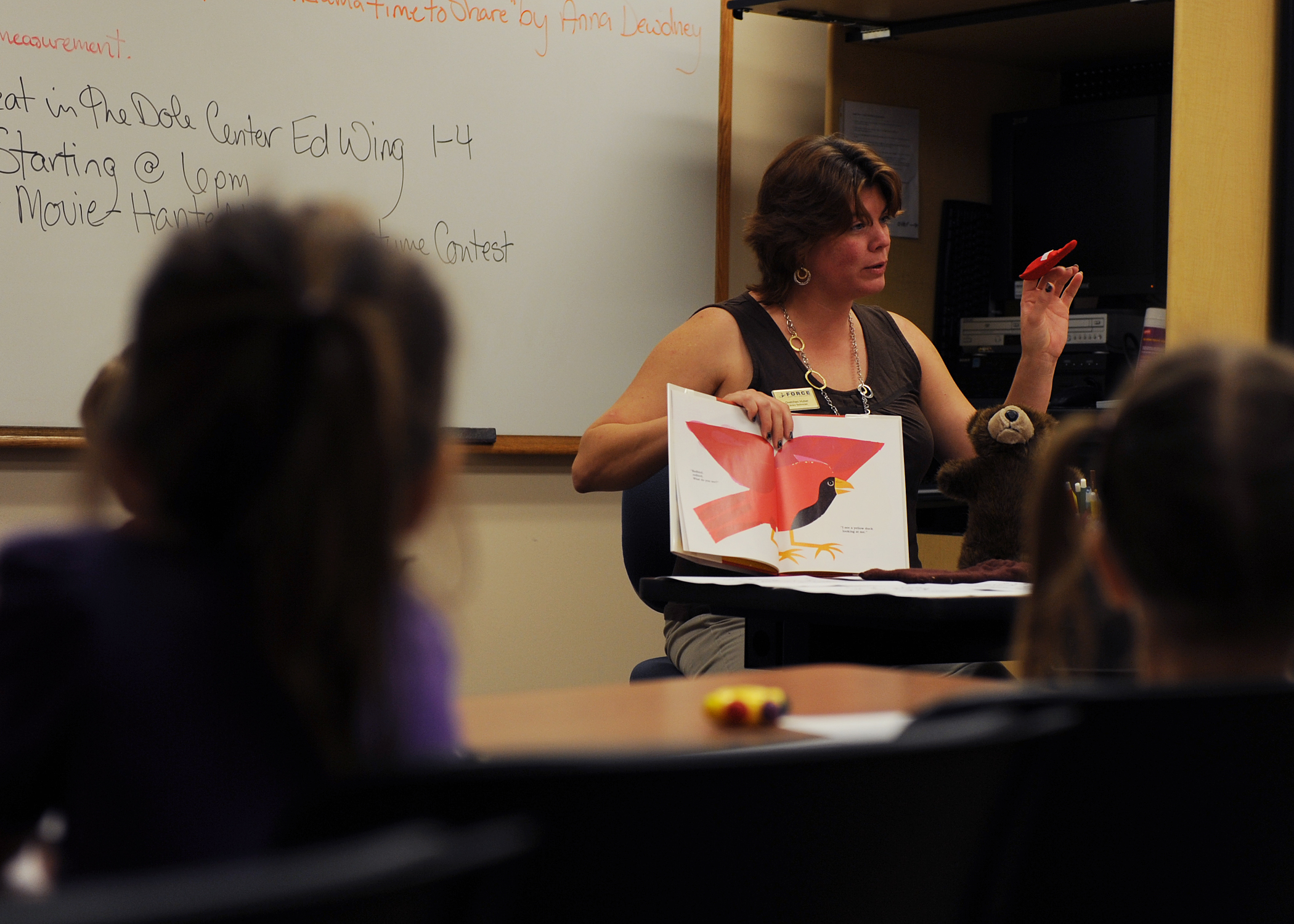 Library incorporates '6 by 6' > McConnell Air Force Base > Article Display