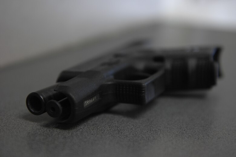 Privately owned weapons > Shaw Air Force Base > Article Display