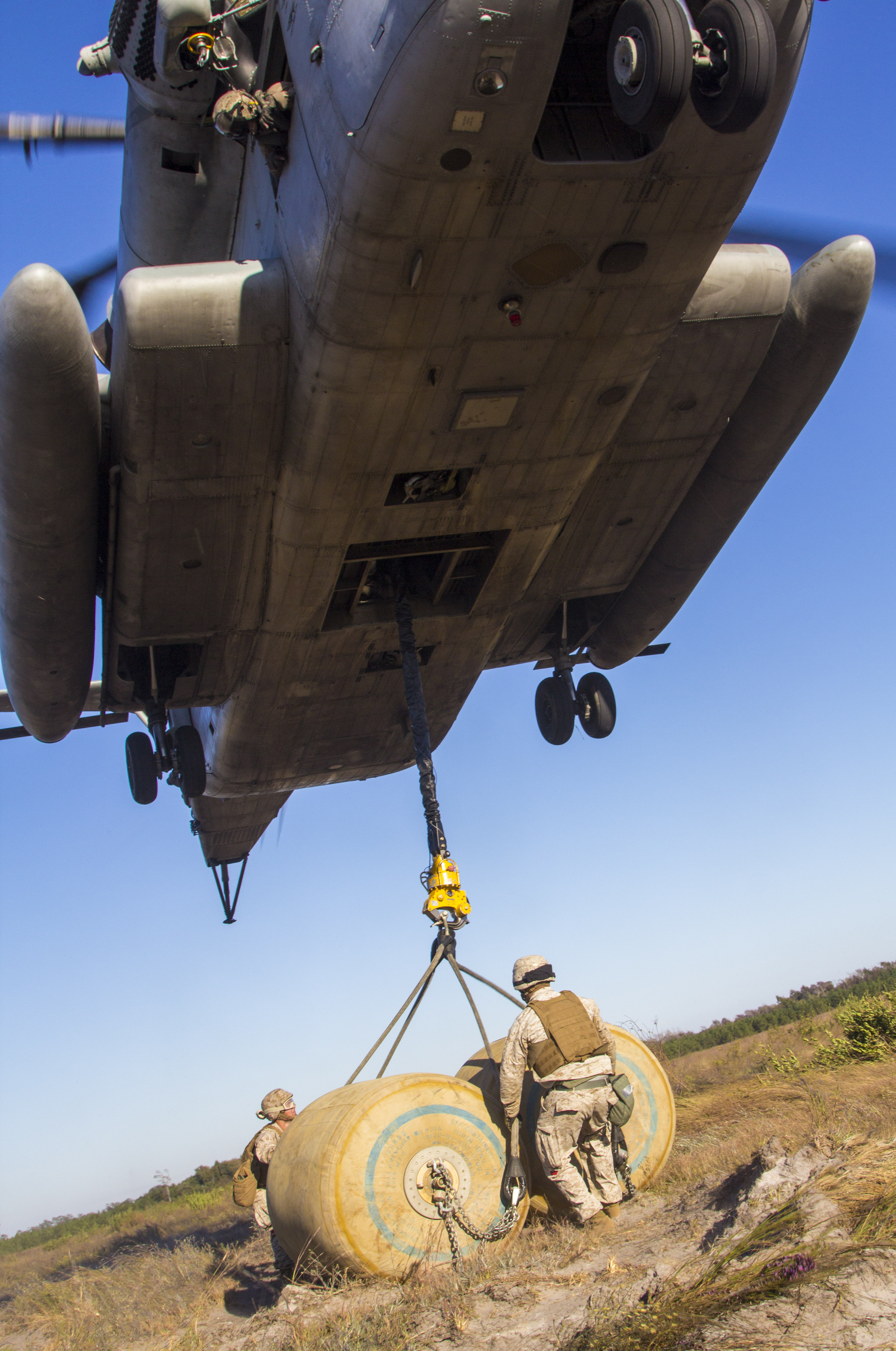26th Marine Expeditionary Unit exercises interoperability > 26th Marine ...