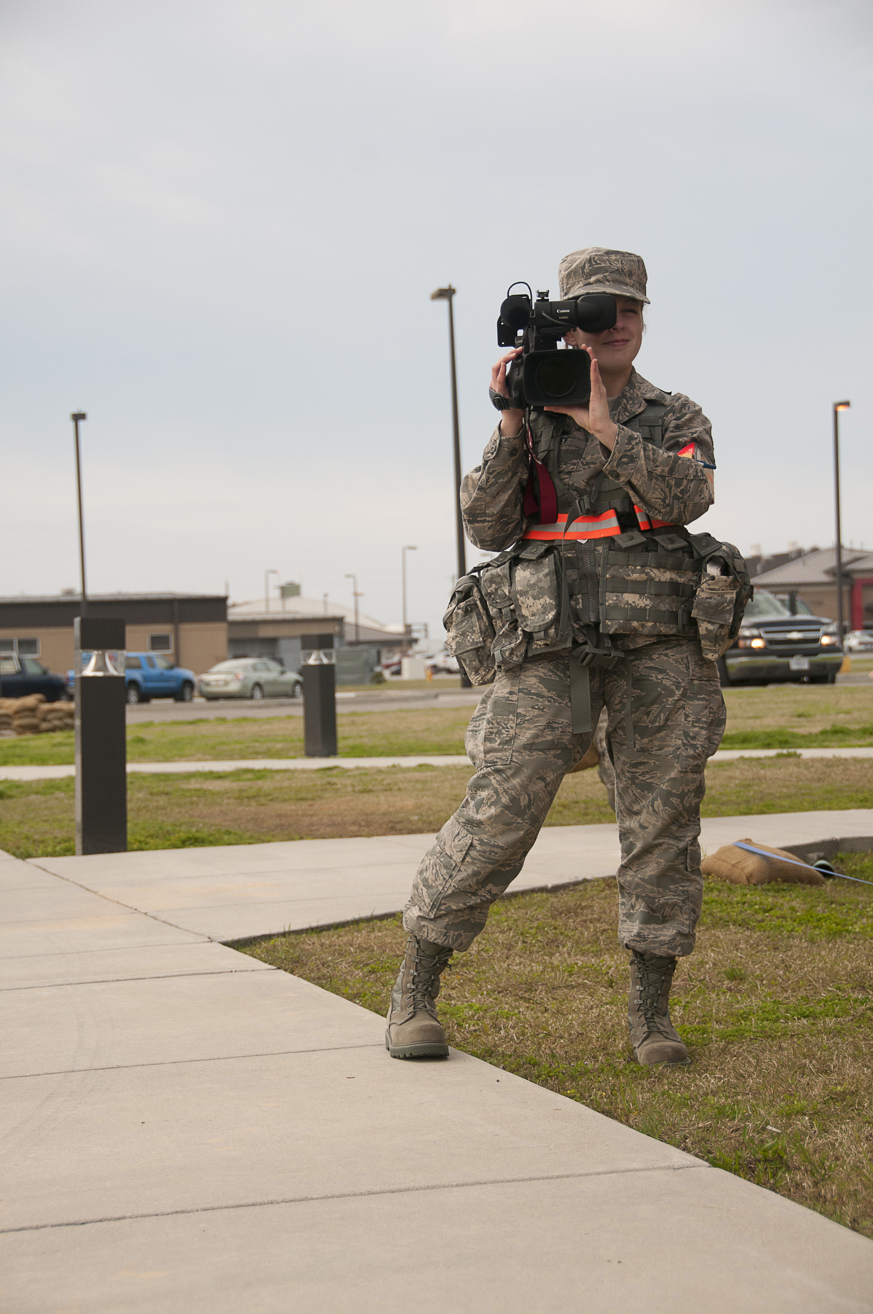 (National Guard photo by Staff Sgt. Scott Hollis, 134ARW Public Affairs ...