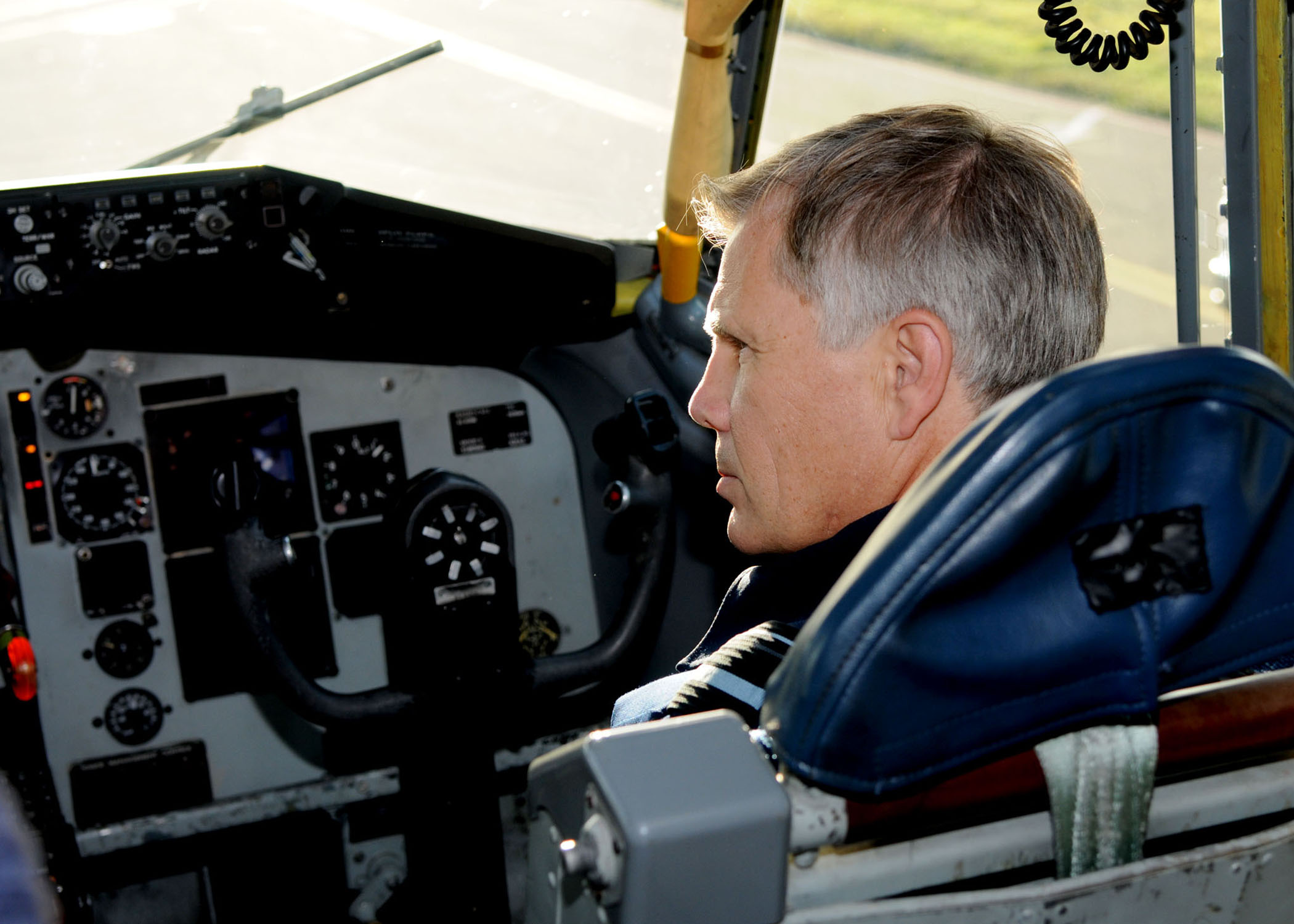 Air Vice Marshall Visits RAF Mildenhall