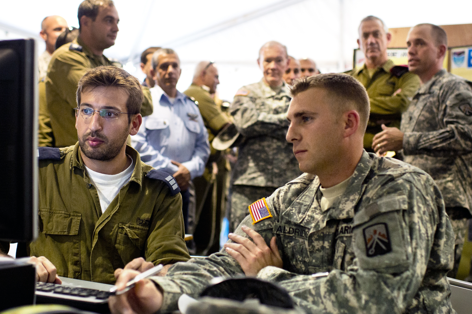 American and Israeli soldiers work together during Austere Challenge ...