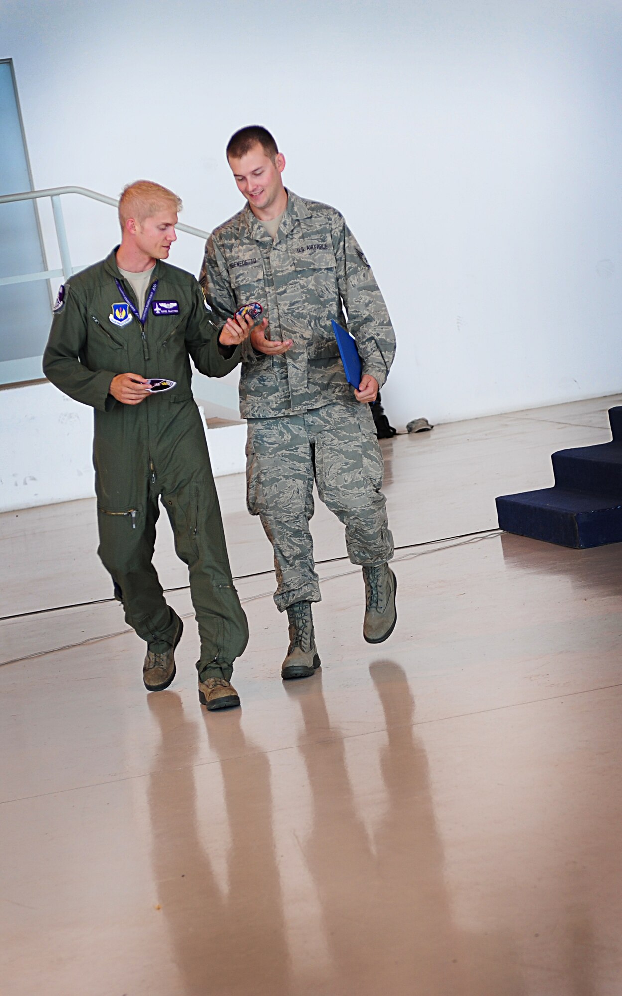 Dedicated Crew Chief Ceremony: Answering the maintainer's call > Aviano ...