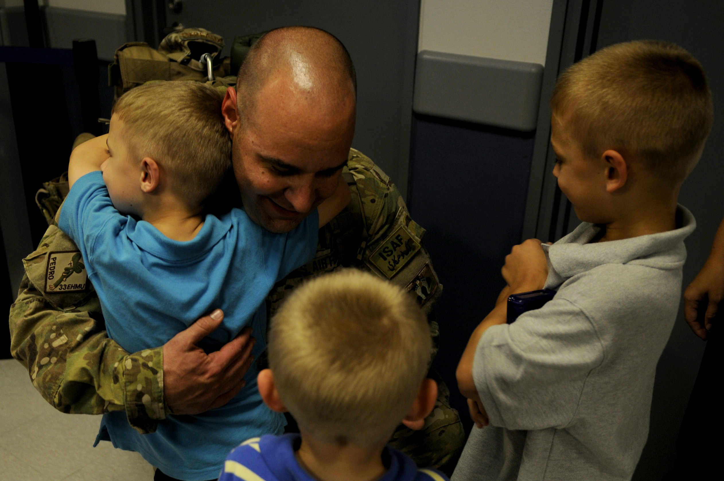 33rd RQS, 718th AMXS welcome deployed Airmen home > Kadena Air Base > News