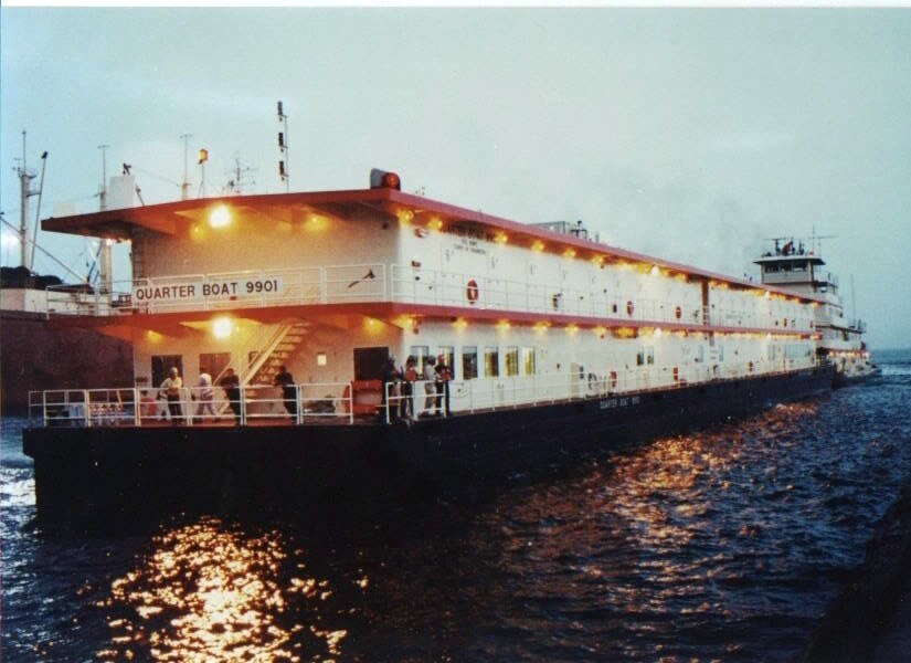 USACE QUARTER BOAT 9901 > Philadelphia District & Marine Design Center ...