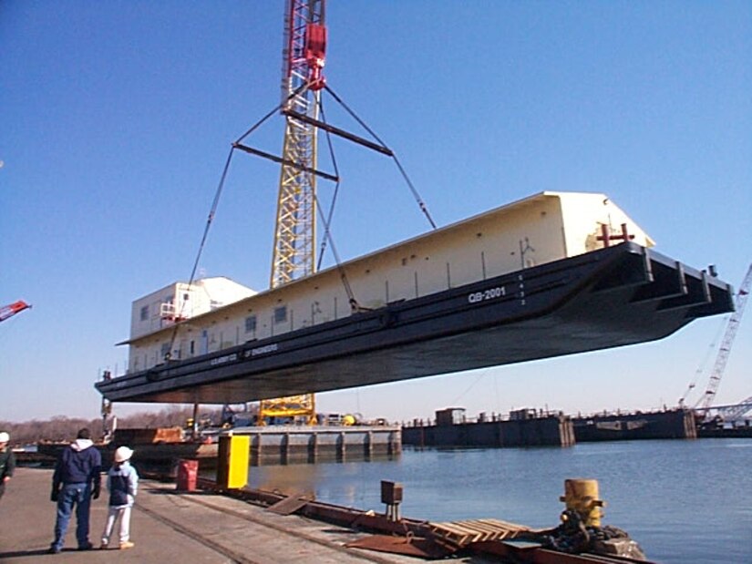 USACE OFFICE BARGE QB 2001 > Philadelphia District & Marine Design ...