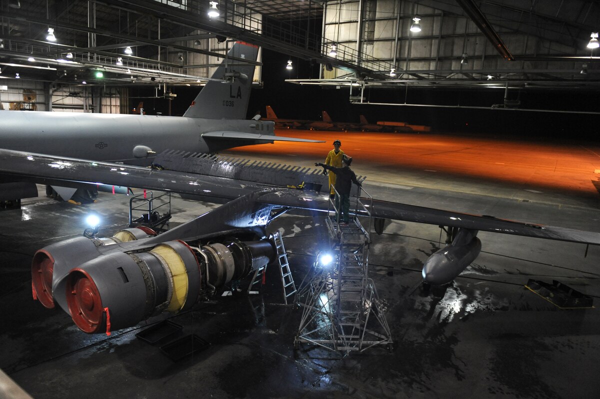 Bathing the BUFF > Barksdale Air Force Base > News