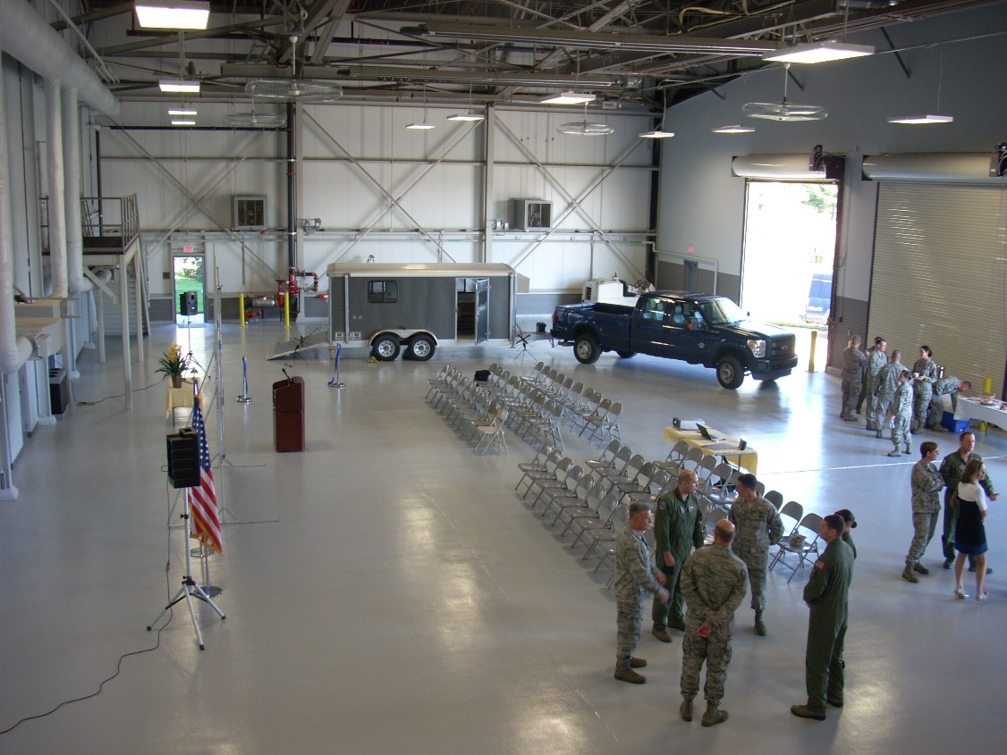 Airlift control flight dedicates revamped building > 512th Airlift Wing ...