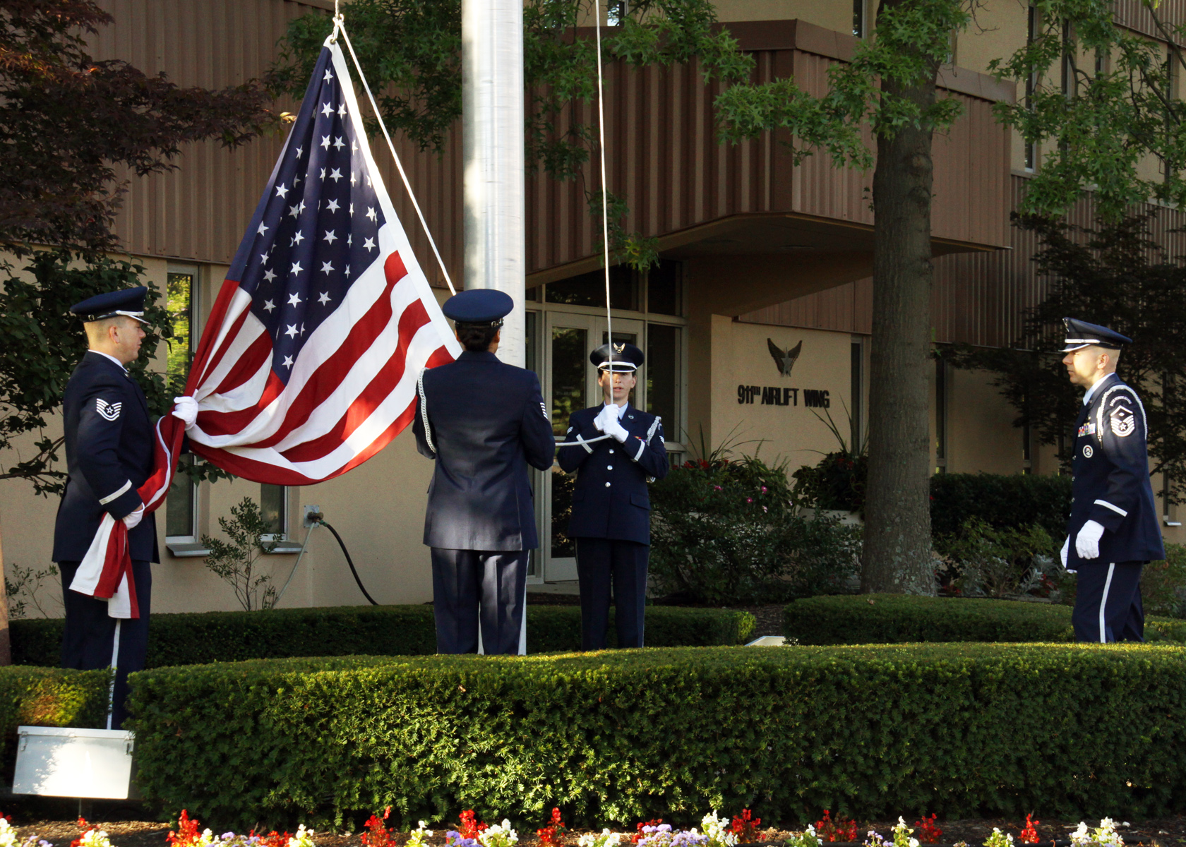 Honoring the fallen of 9/11 > Pittsburgh Air Reserve Station > Article ...