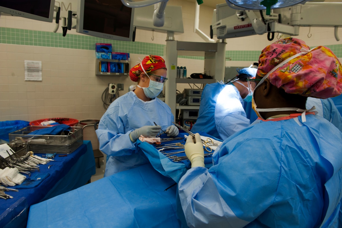 operating room anesthesia tech