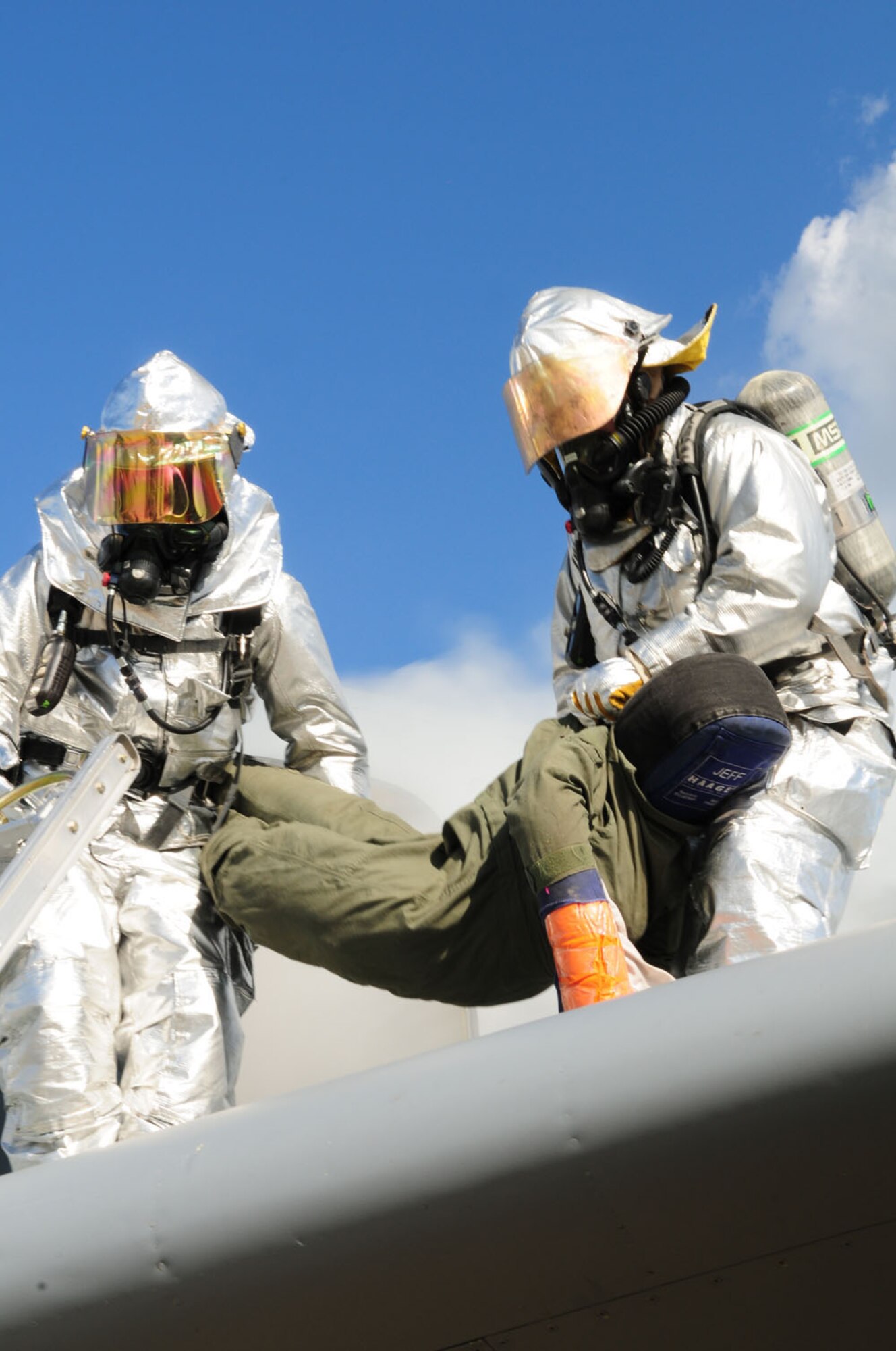 Firefighters practice response to aircraft fire during ORE > Royal Air ...