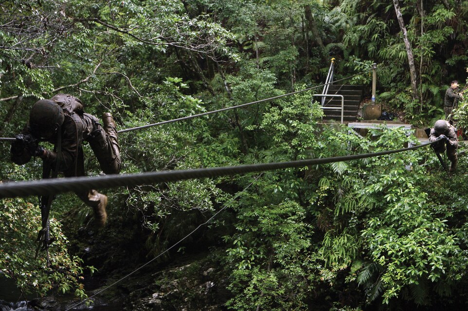 Endurance course challenges service members, builds cohesion > United ...