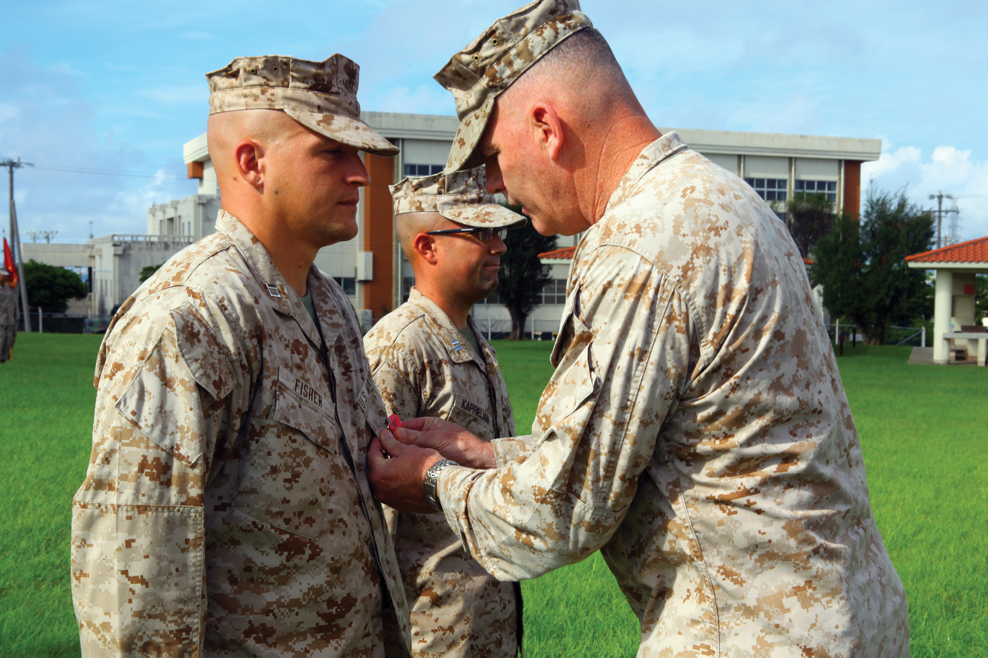 9th ESB Marines receive Bronze Stars > United States Marine Corps ...