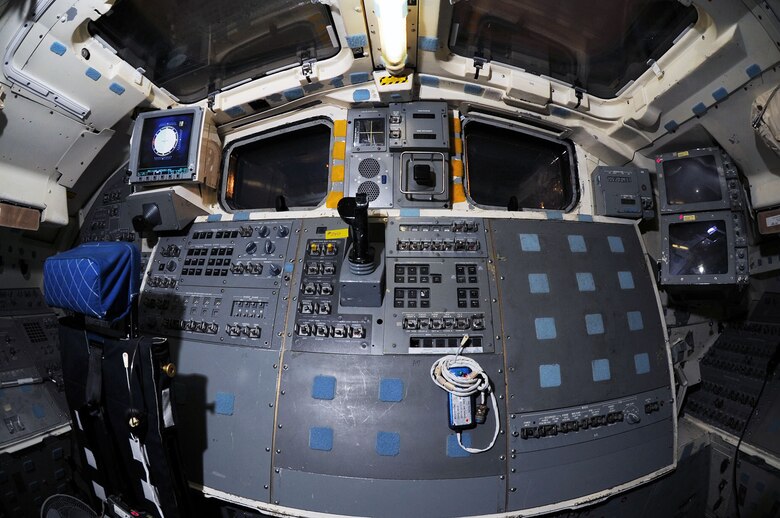 Space Shuttle Crew Compartment Trainer > National Museum of the United ...