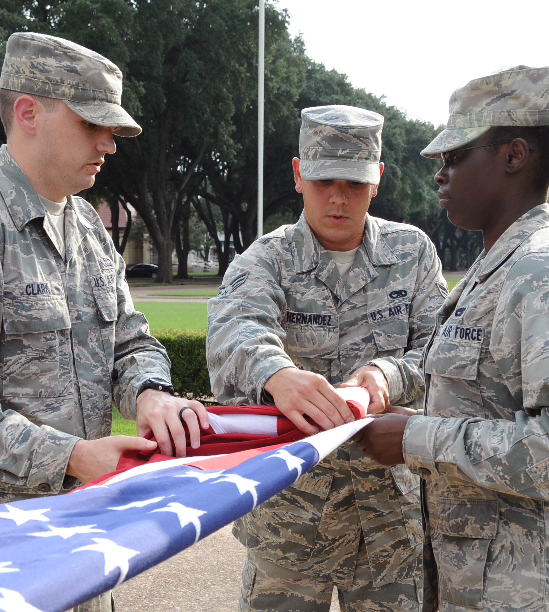 ALS class performs retreat in honor of Air Force birthday