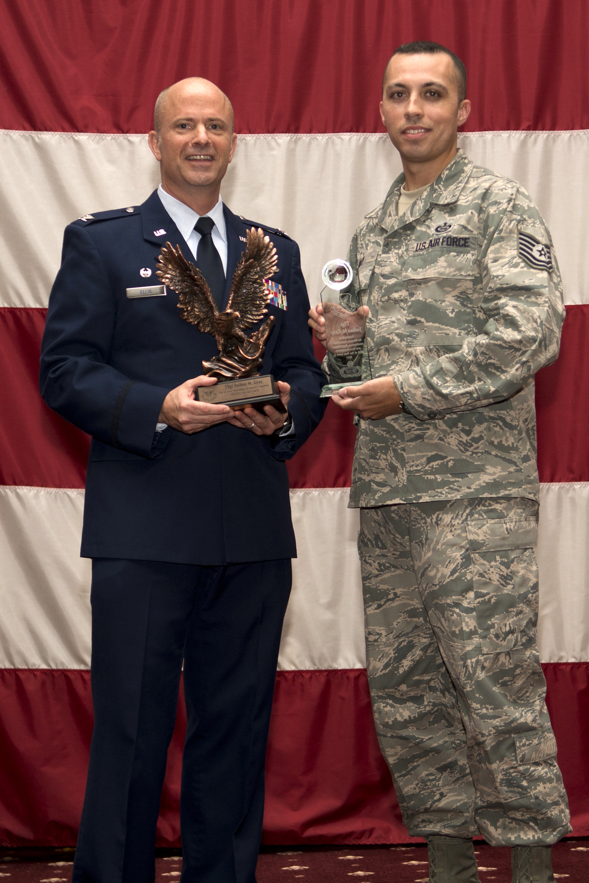 Airmen recognized during Sept. Commander's Call > 307th Bomb Wing ...