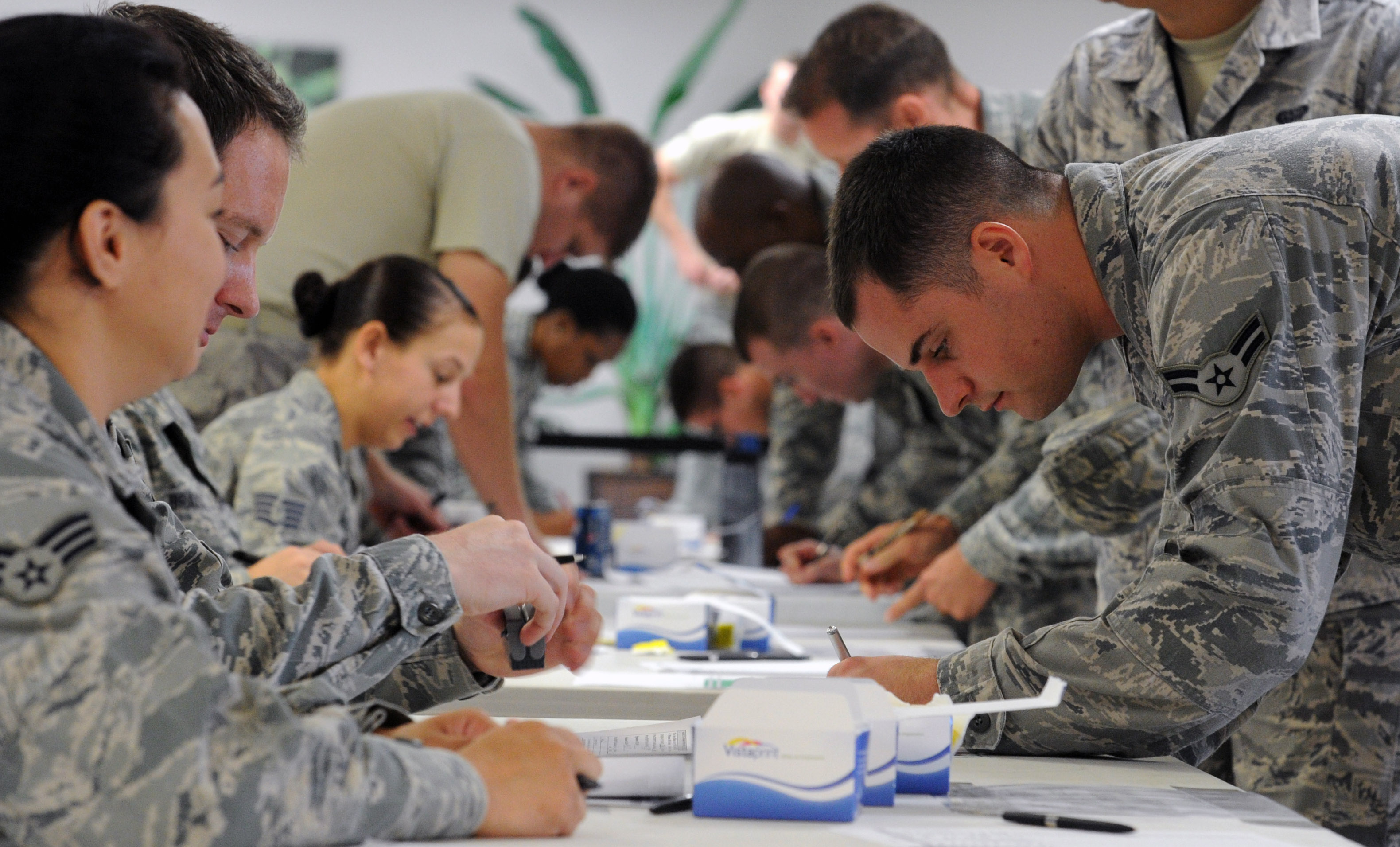 army table screening