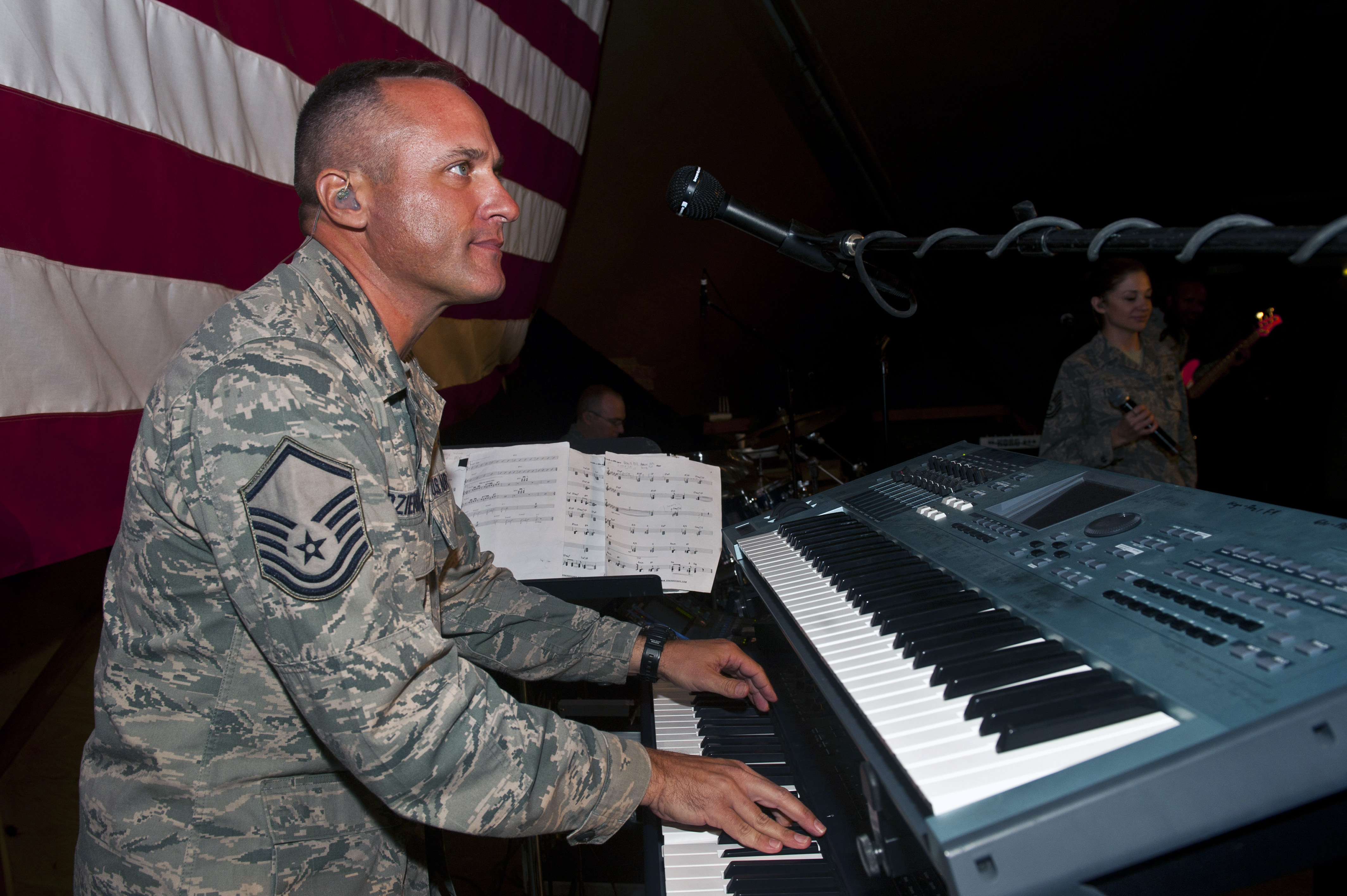 Top Flight rocks out at Transit Center > U.S. Air Forces Central > News