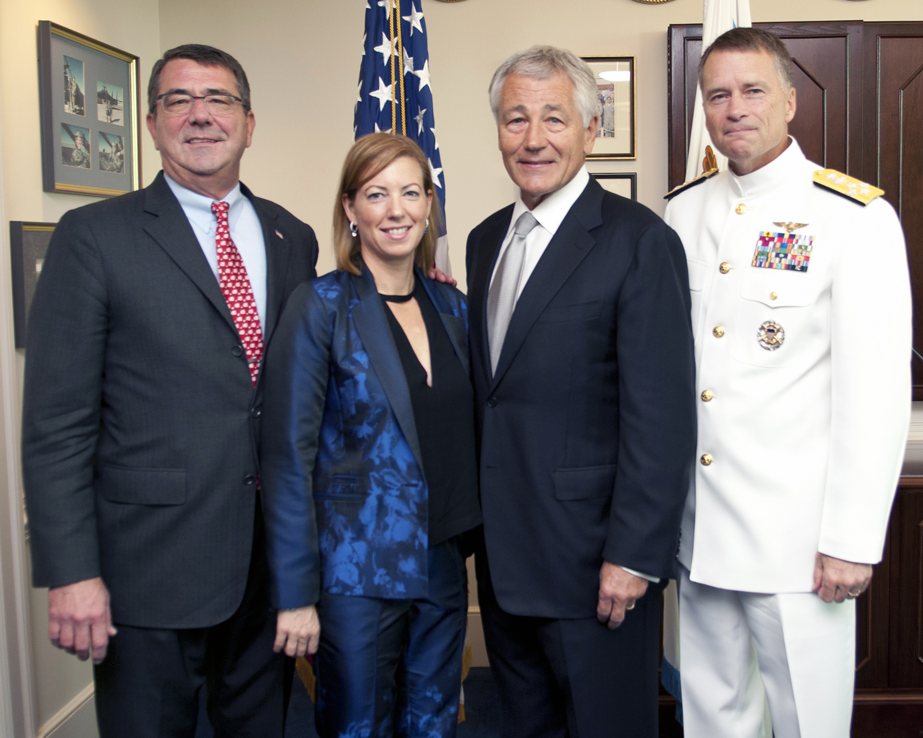 Stephanie Carter's Instagram, Twitter & Facebook on IDCrawl