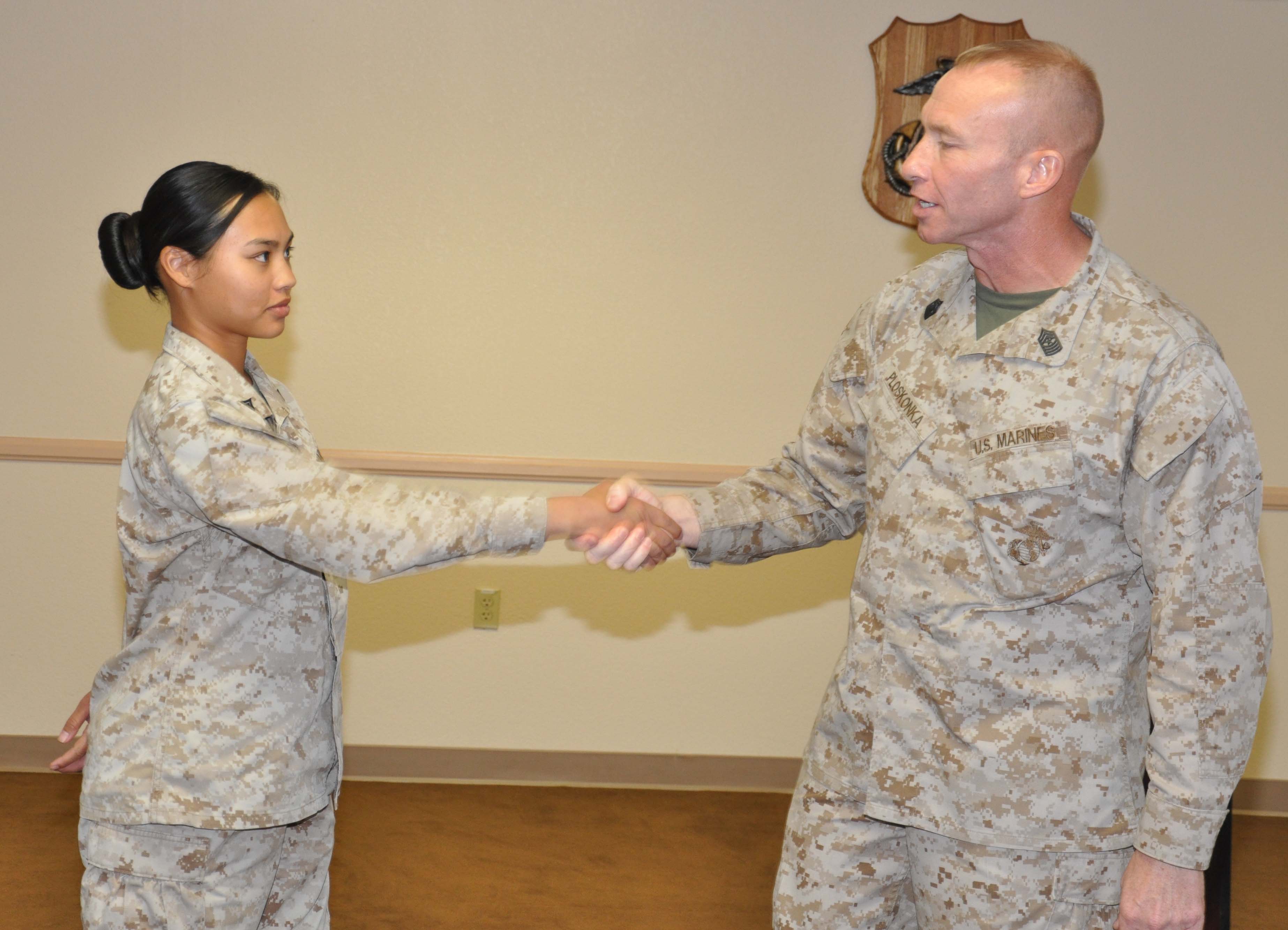 Sergeant Major of MCIC visits MCLB Barstow