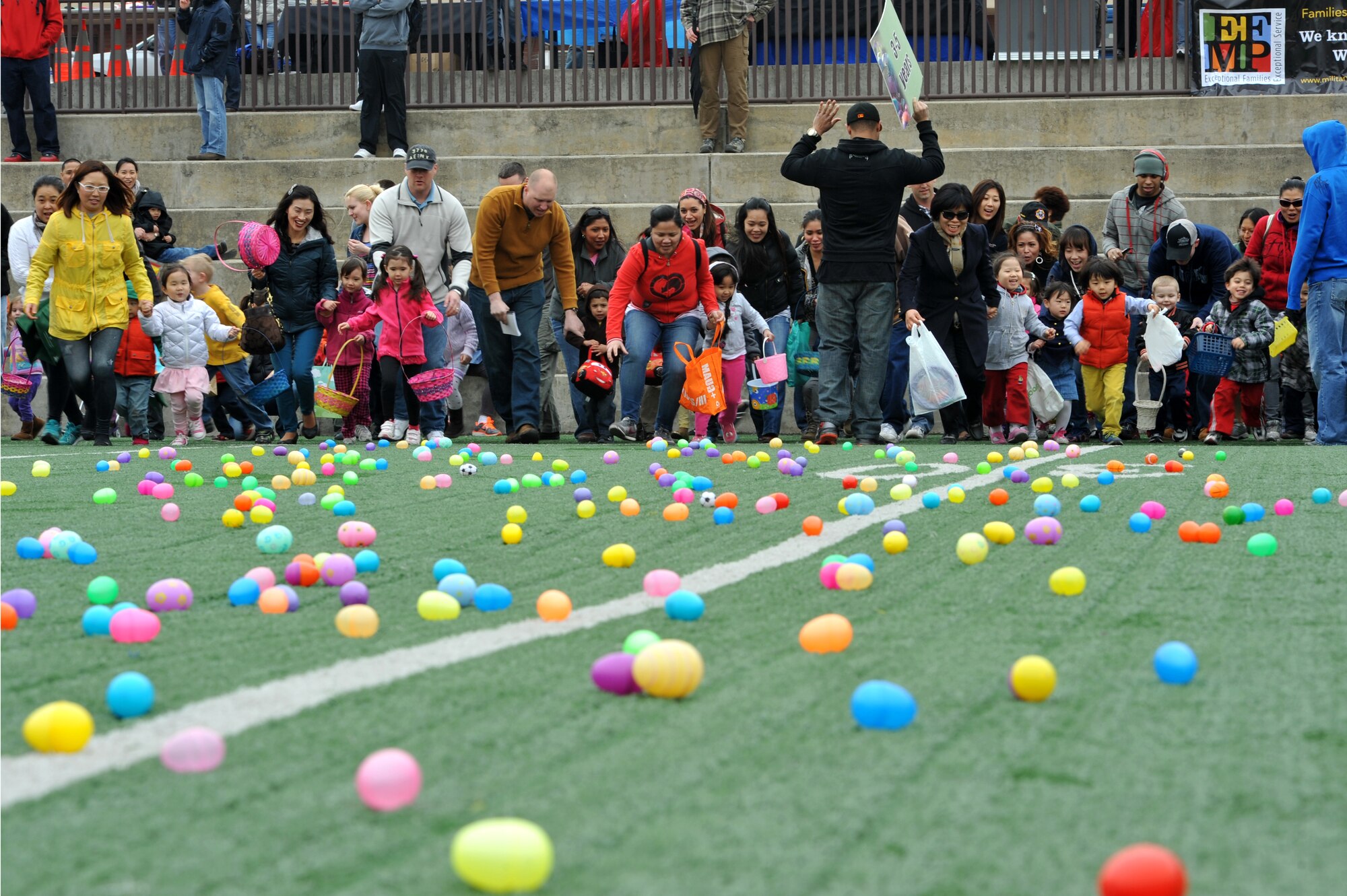 Annual parade, Easter egg hunt unite Osan families > Osan Air Base ...