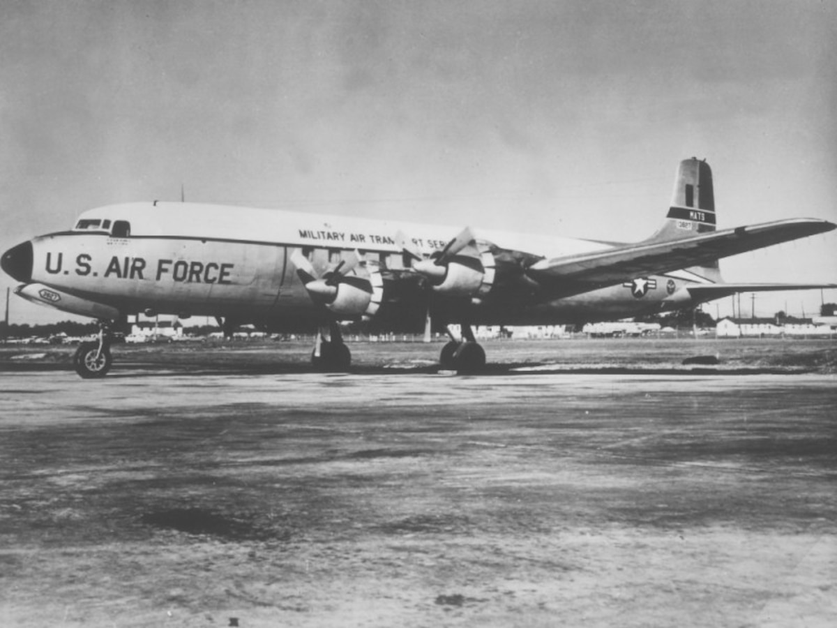 This week in history – April 2, 1976: Last C-118A flight > Kirtland Air ...