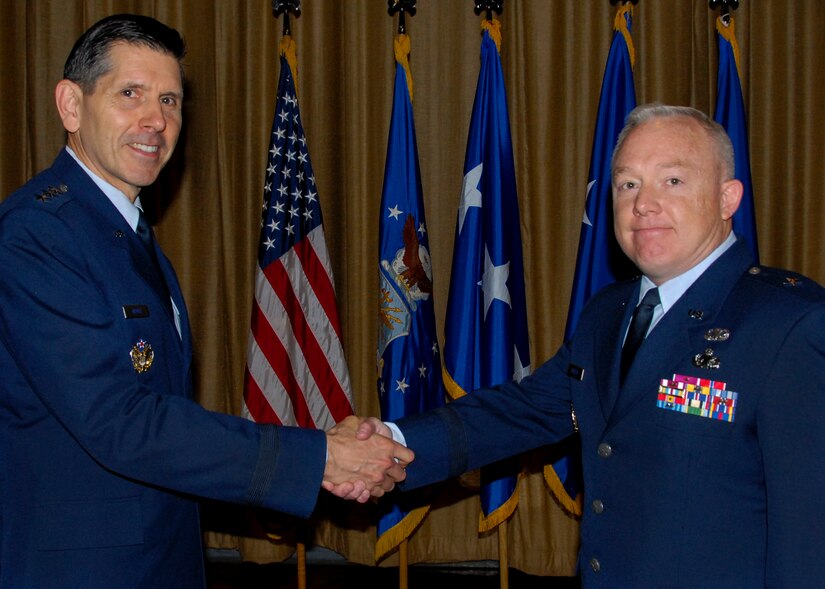 Eglin welcomes new Air Force weapons program executive officer > Eglin ...